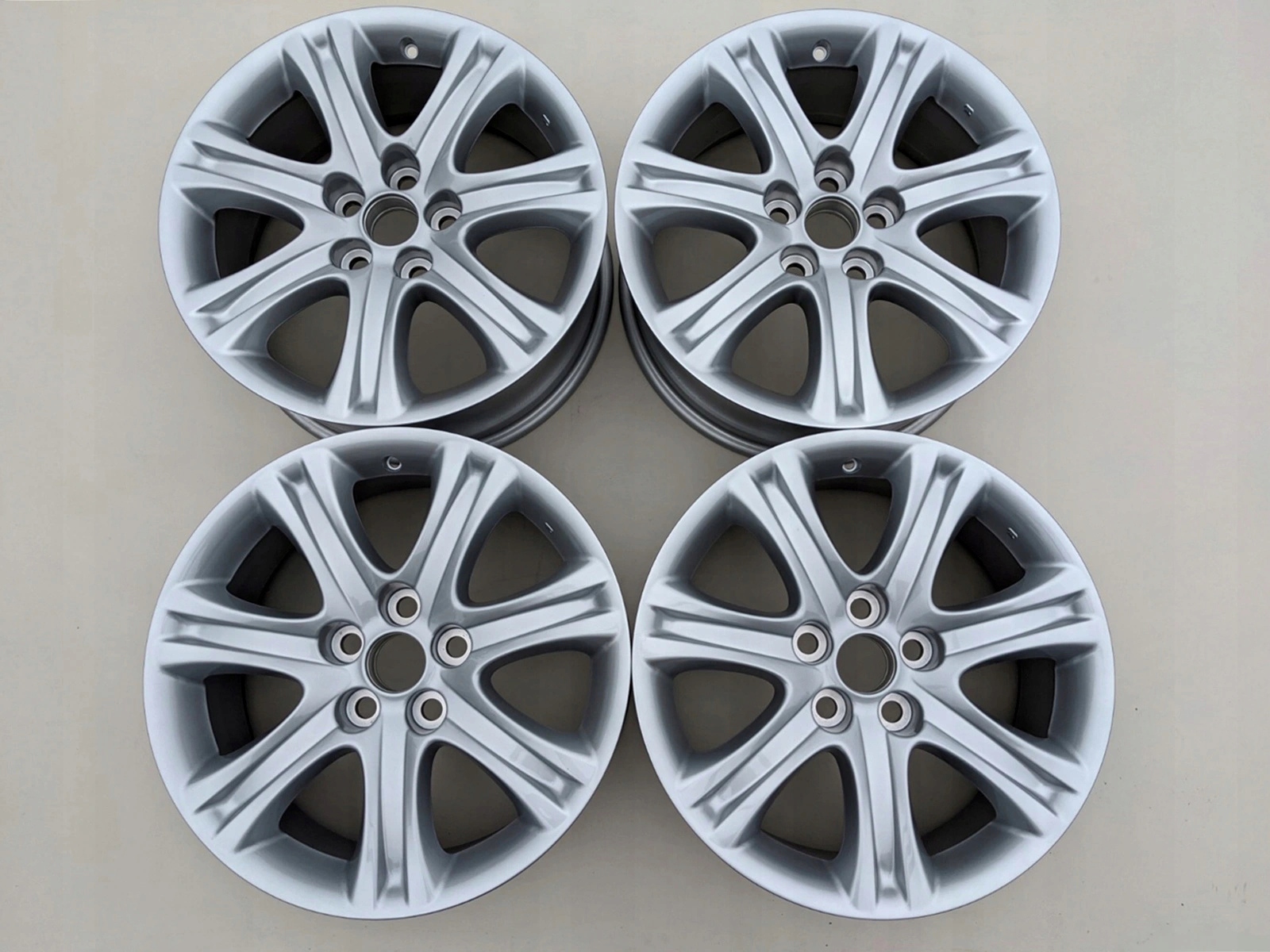 Felga aluminiowa Toyota OE Aluminiowa 7.5x18 Opel Insignia Bmw 7.5" x 18" 5x120 ET 32 za 3999 ...