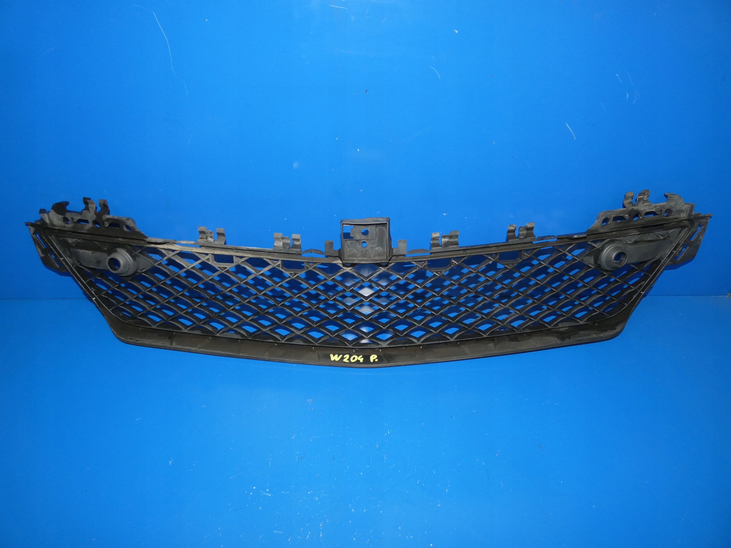 MERCEDES C Class W204 FL решетка бампера средняя купить на Avtoex из ...