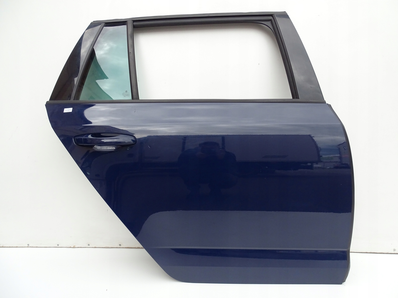 DRZWI PRAWY TYŁ PRAWE TYLNE LF5A 4711 SKODA OCTAVIA III KOMBI 12-17r za 1200.00PLN z GORLICE ...