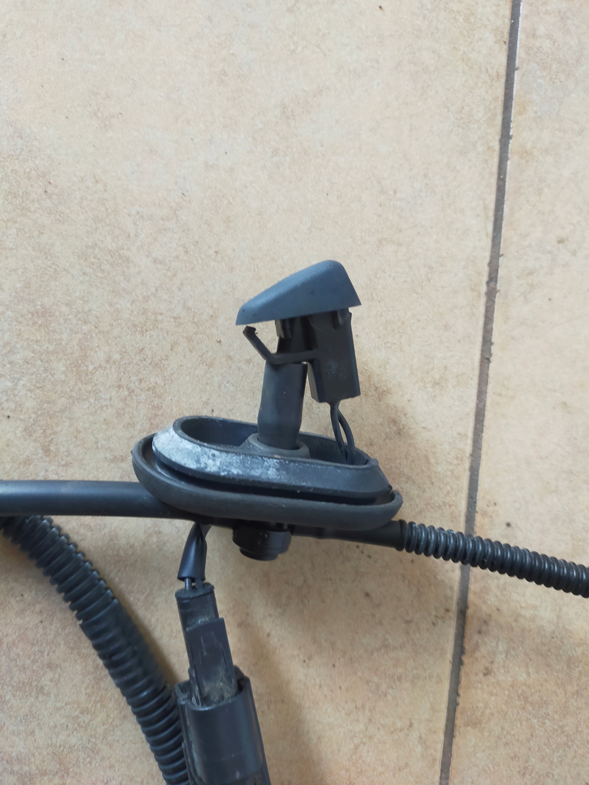 Купить VOLVO XC60 2009 - 12 ОМЫВАТЕЛИ ОМЫВАТЕЛЬ СТЕКЛО КАПОТА ОБОГРЕВ ...