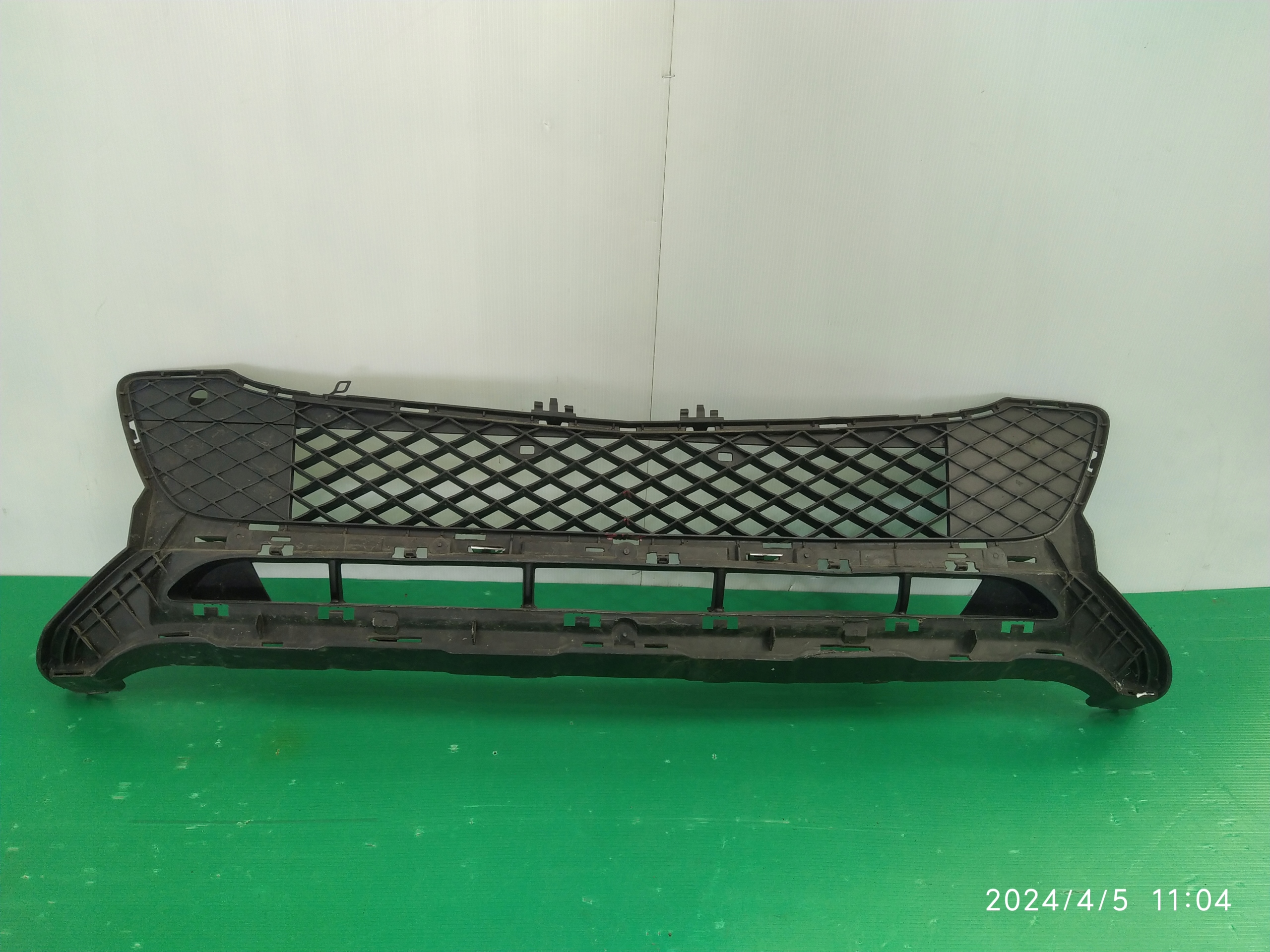 ATRAPA KRATKA ZDERZAKA MERCEDES GLK X204 A2048856823 za 260.00PLN z ...