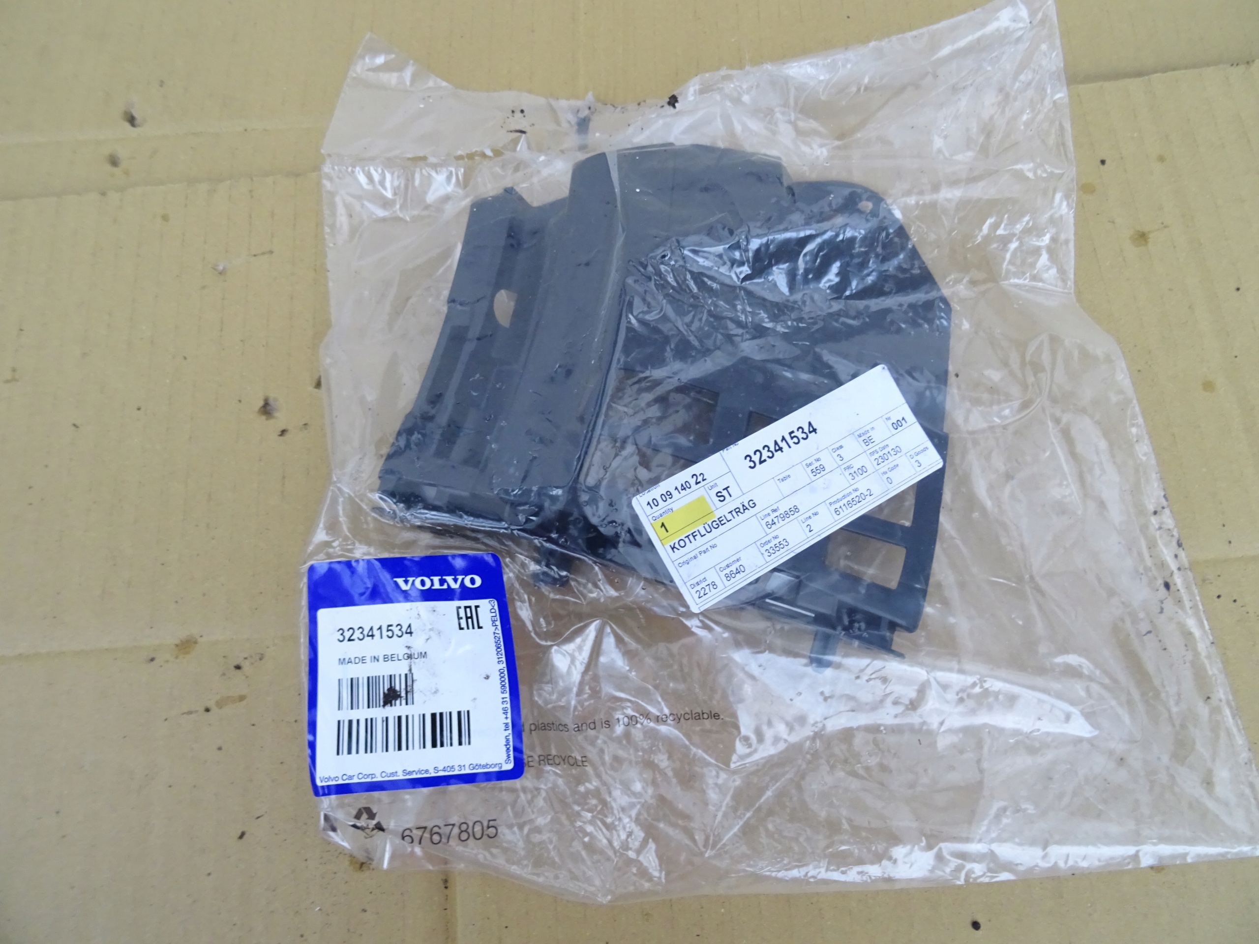 VOLVO XC40 LIFT ŚLIZG ZDERZAKA PRZÓD 2021-2023 32341534 za 100 zł z ...