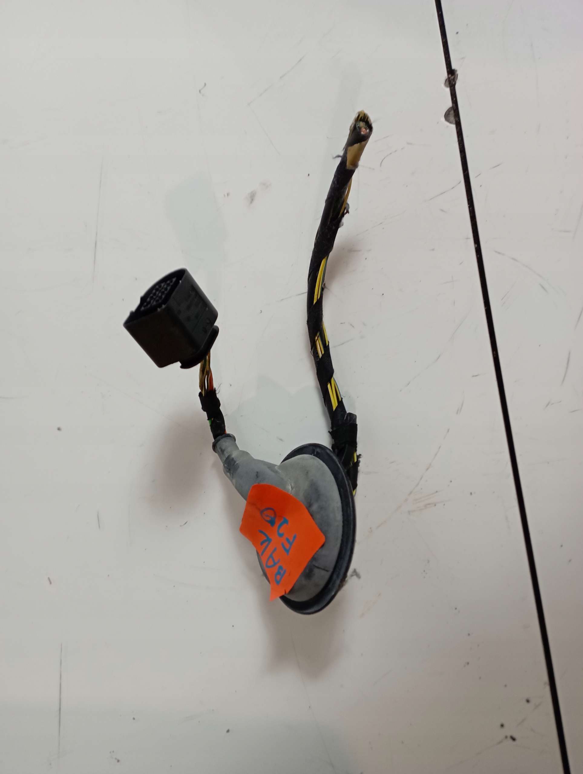 BMW 1 F20 KOSTKA WTYCZKA BAKU za 25.00PLN z Lublin - Allegro ...