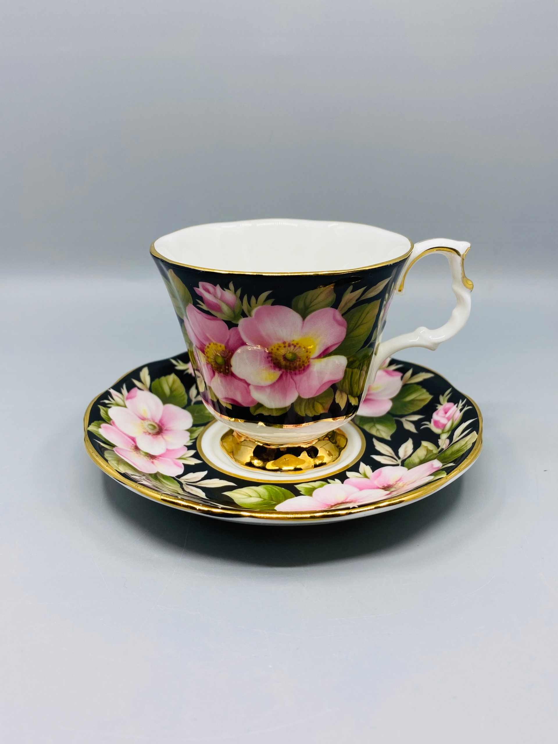 Royal Albert Provincial Flowers Alberta Rose. Kwiatowe duo. 15041149429 ...