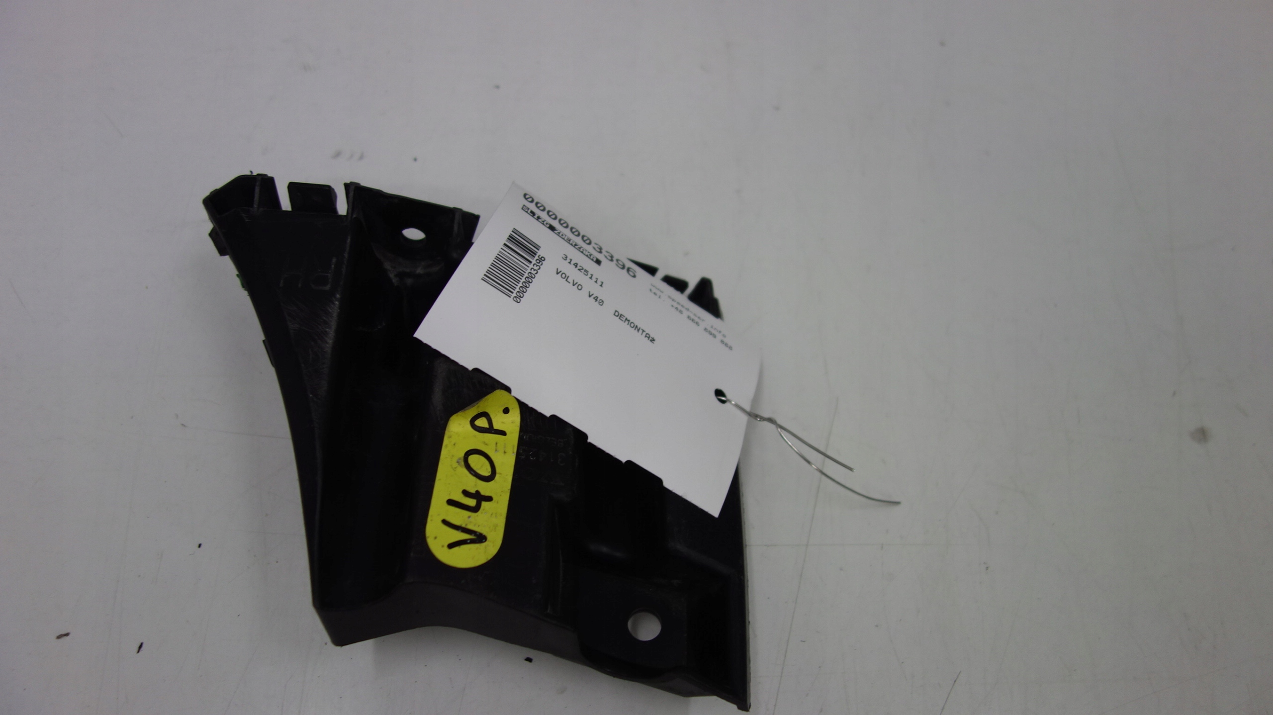 VOLVO V40 SLIZG ZDERZAKA 31425111 31425111 za 149 zł z Częstochowa ...