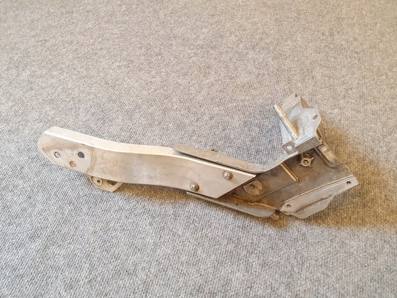 Mercedes-Benz OE A2536210700 wspornik • Cena, Opinie - Allegro