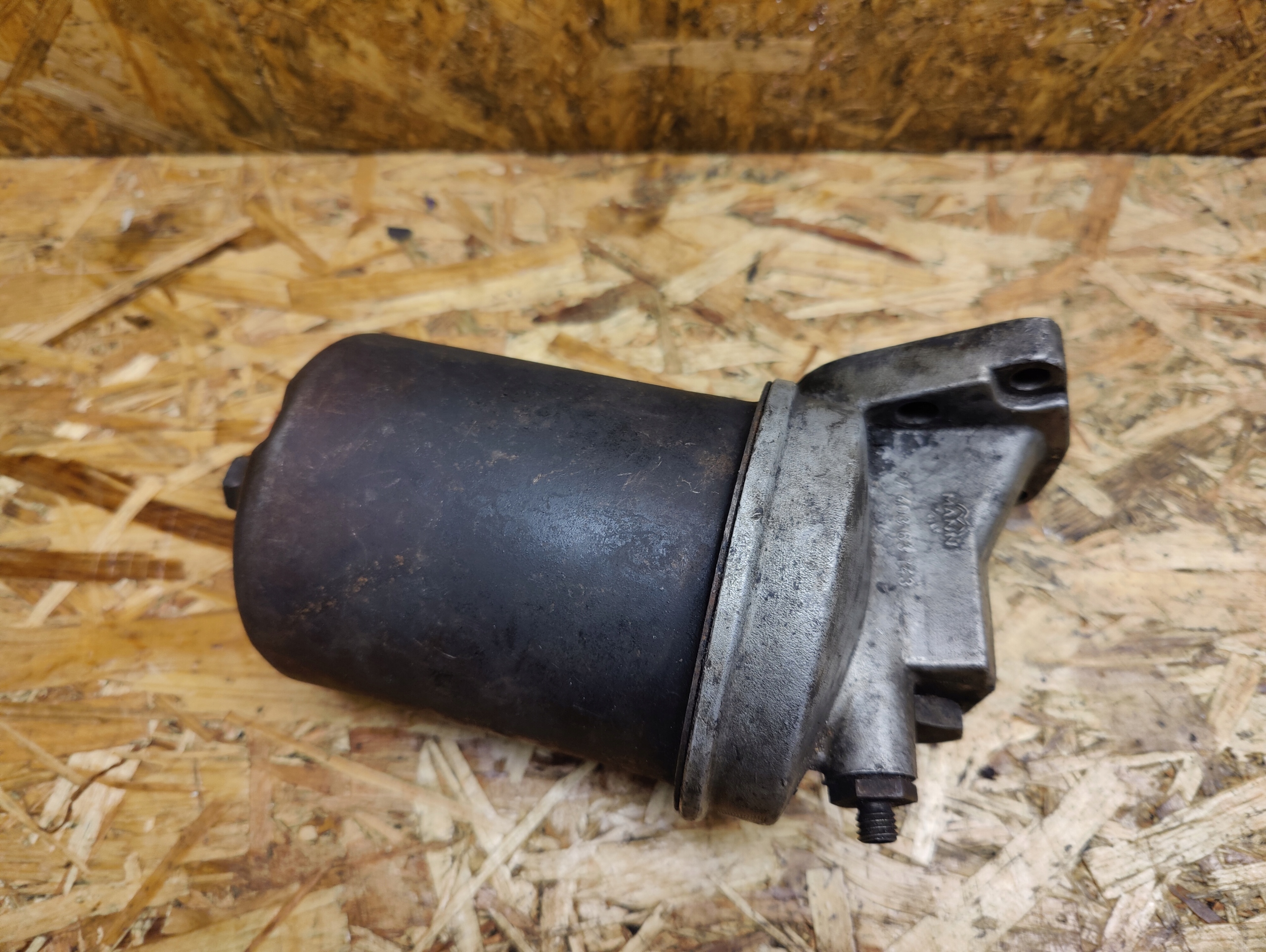 OBUDOWA FILTRA OLEJU MERCEDES W115 2.0D 6740363143 za 140.00PLN z ...