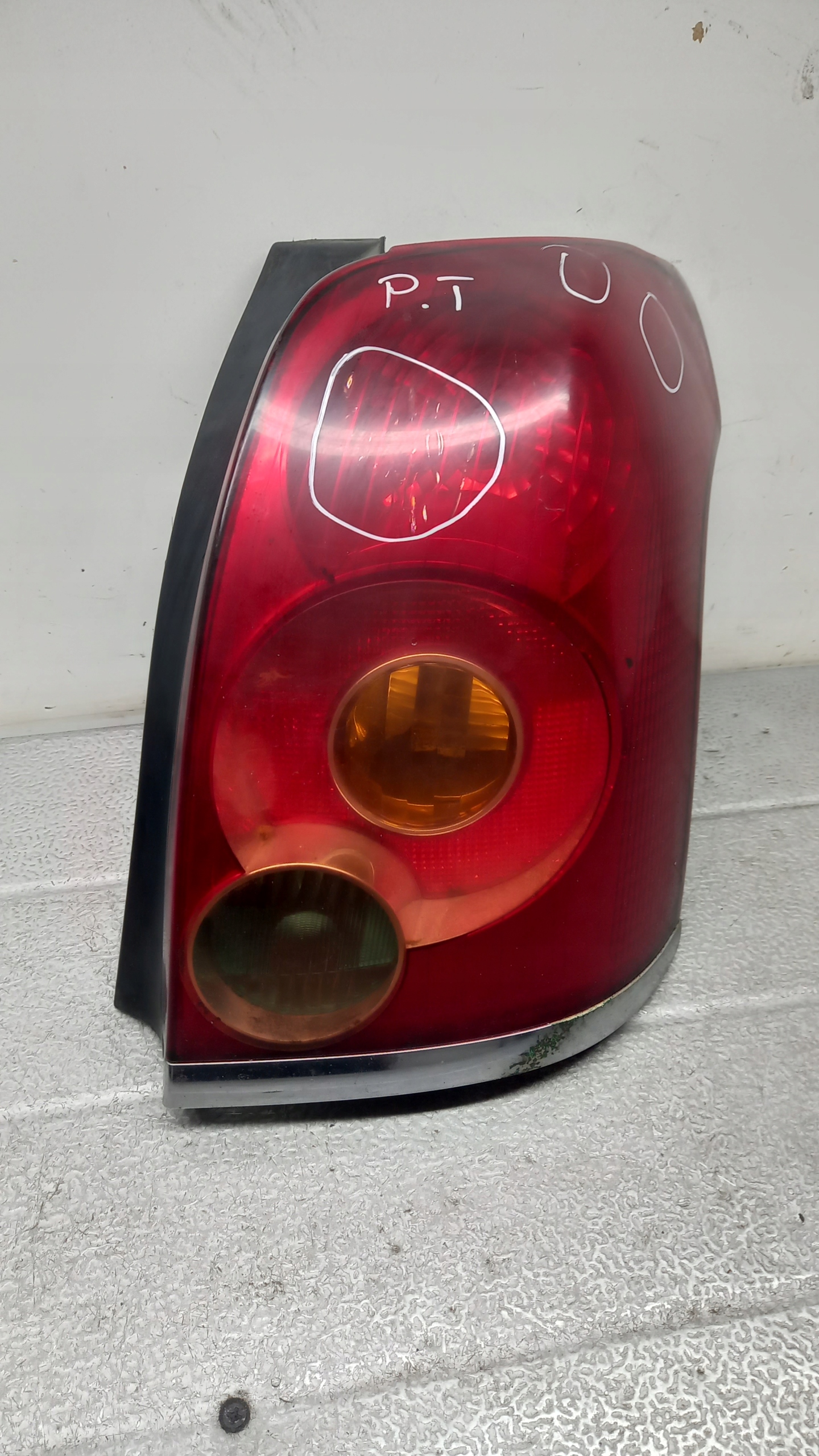 Avensis T25 Lampa Tylna Praw - Niska cena na Allegro.pl