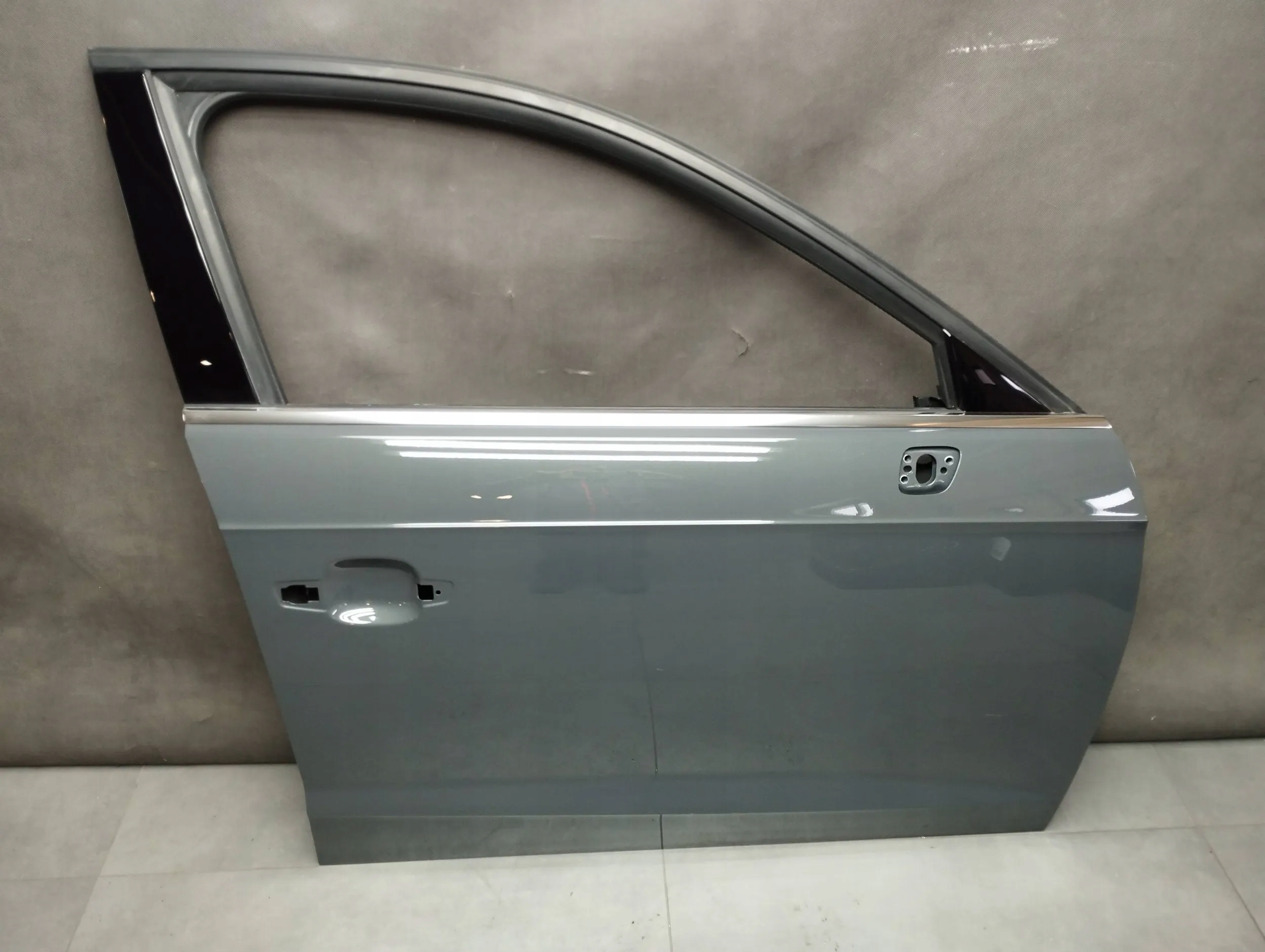 Audi A3 8V HB DRZWI PRAWE PRZÓD LX7M CAX13023 za 1699 zł z MĘCINA - Allegro.pl - (13848745013)