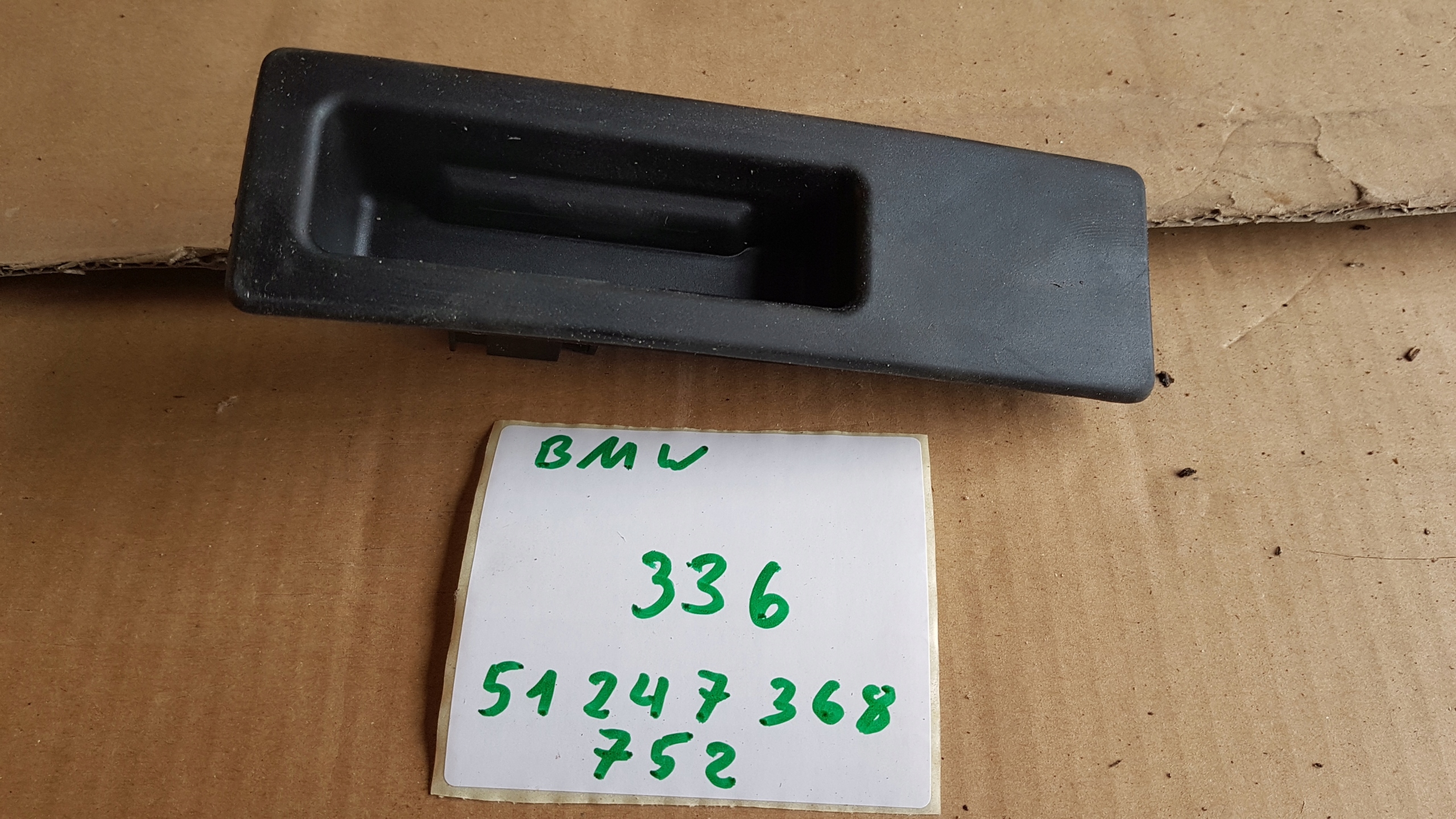 BMW OE 51247368752 przycisk przełącznik tylnej klapy - porównaj ceny ...