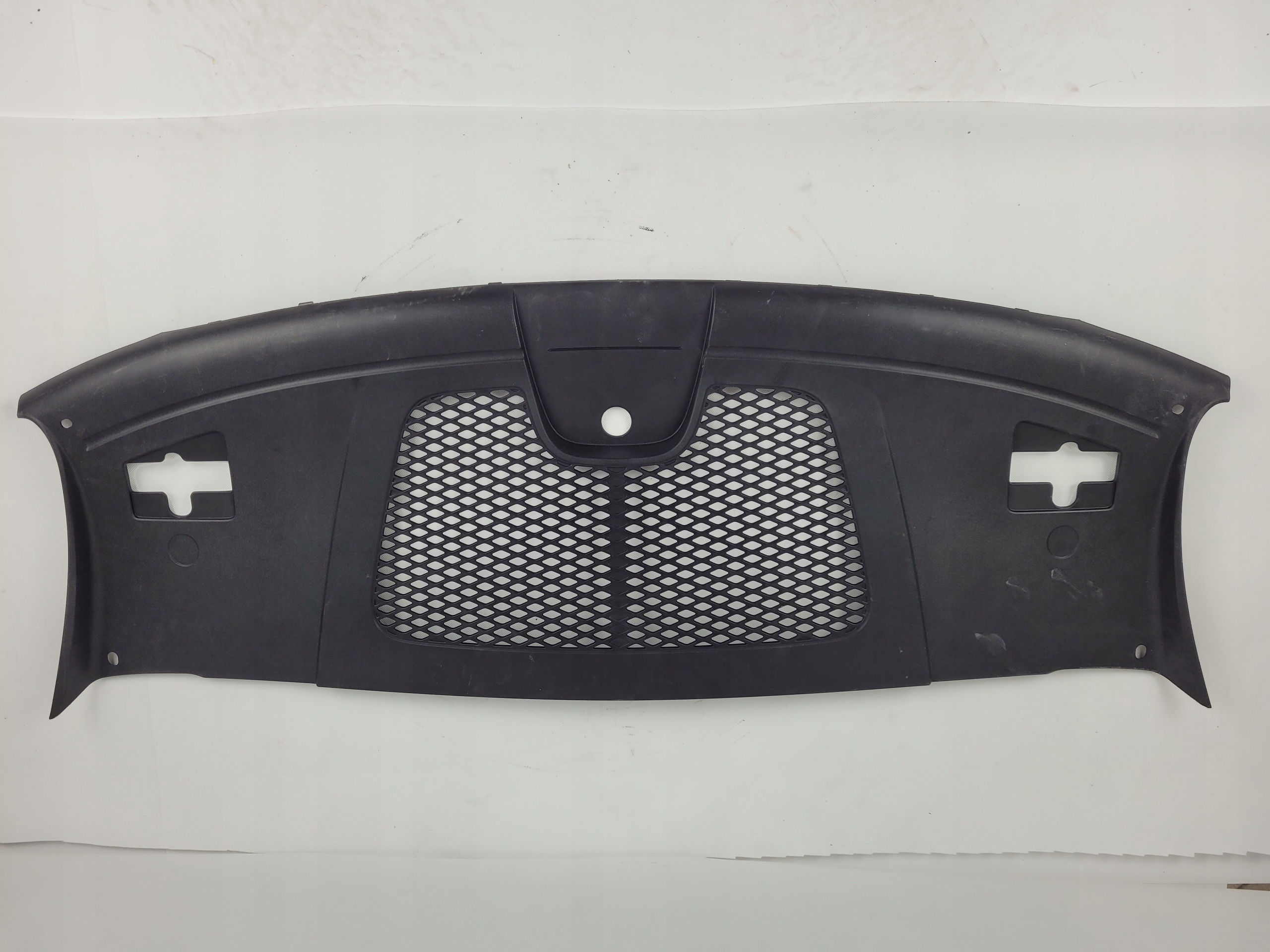 PORSCHE MACAN OSŁONA PASA PRZEDNIEGO 95B805806P 95B805806P za 150 zł z ...