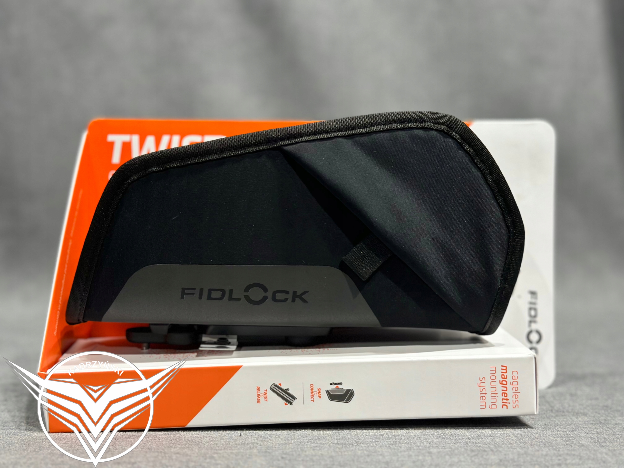 SAKWA FIDLOCK TWIST ESSENTIAL BAG M + BAZA NA RAMĘ - 09661(BLK ...