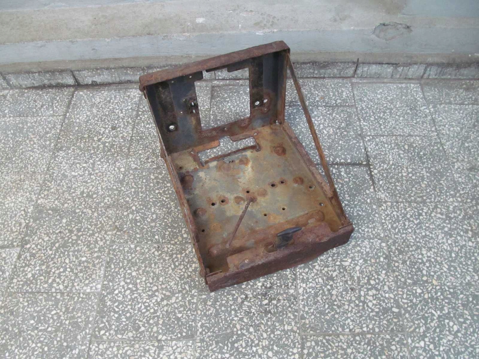 DAF LF 45 BOX BASE BATTERY MOUNT купить на Avtoex из Польши в Украине ...