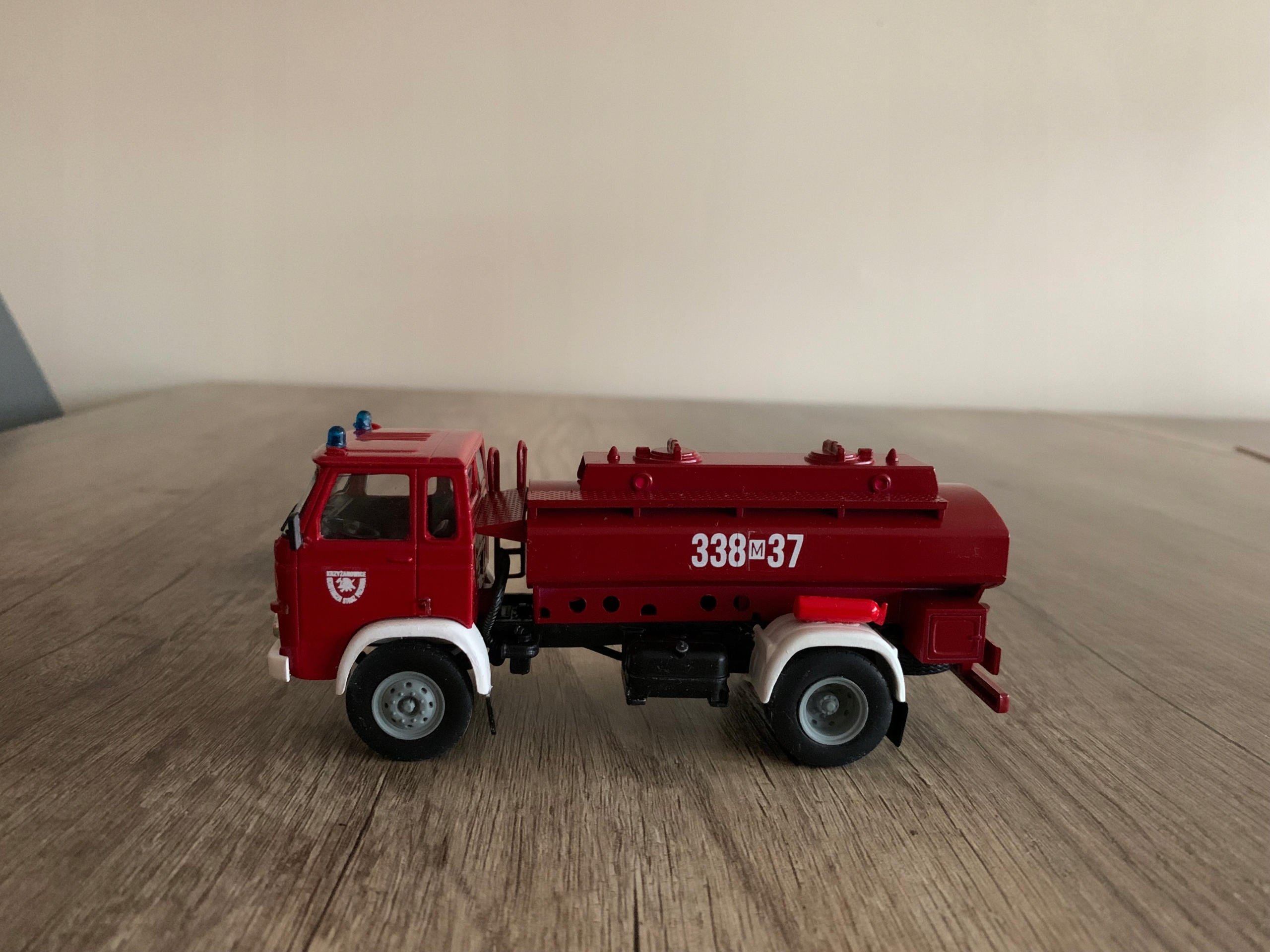 Star 28 - Modele samochodów skala 1:43 - Strona 2 - Allegro.pl