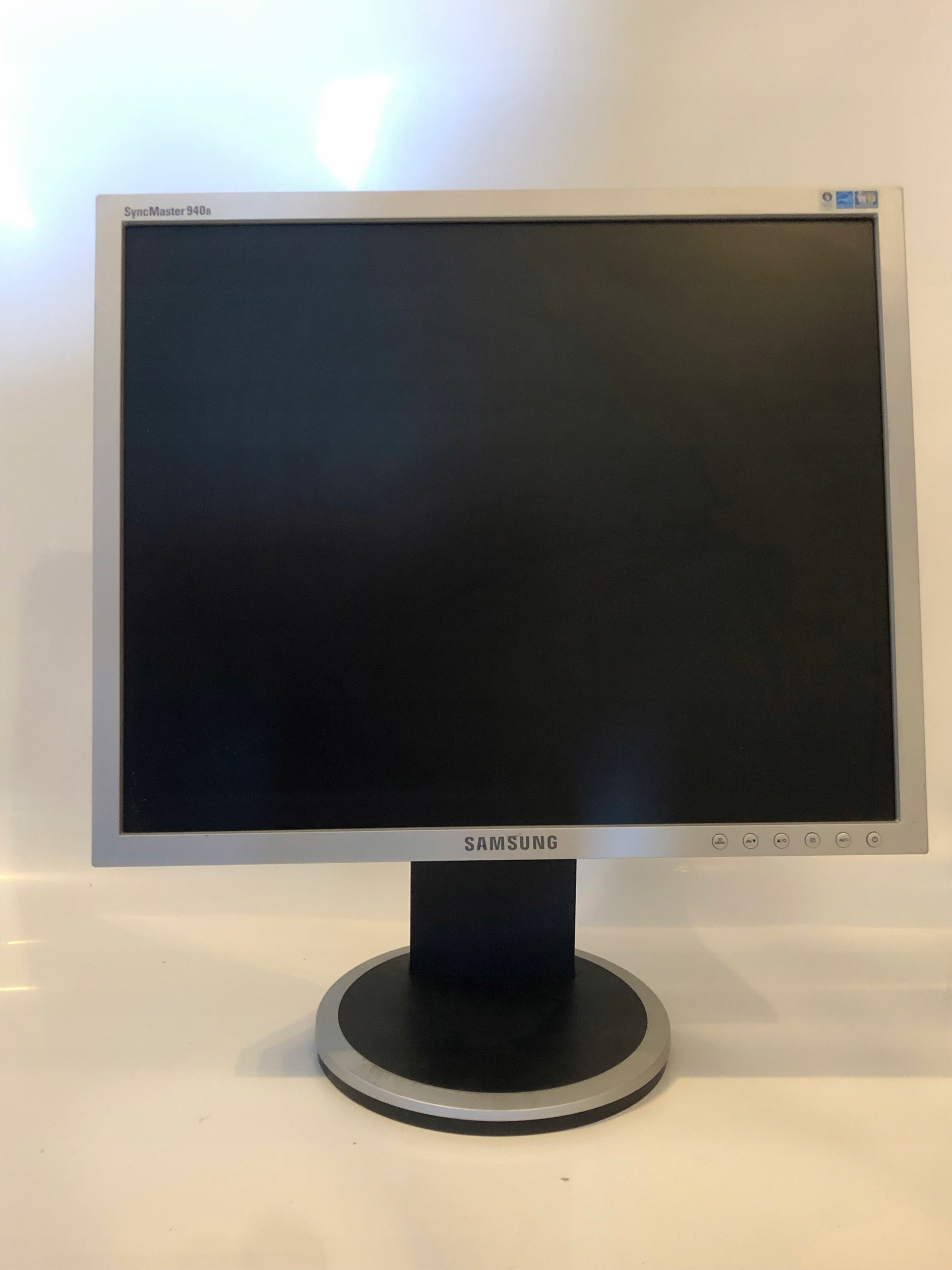 OUTLET Monitor Samsung SyncMaster 940B - Sklep, Opinie, Cena w Allegro.pl