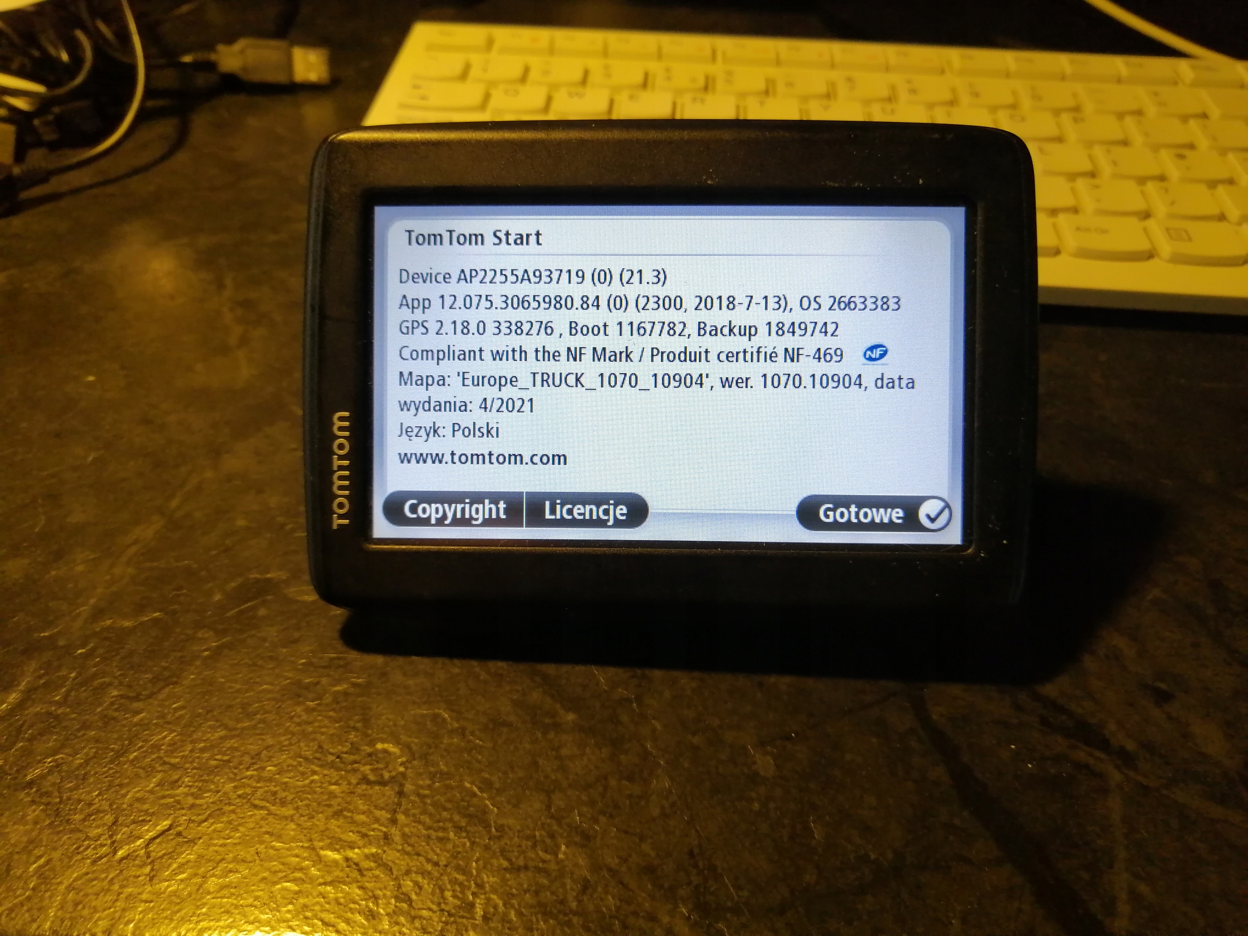 TOMTOM 4EN52/Z1230 навигация купить с доставкой из Польши с Allegro на ...