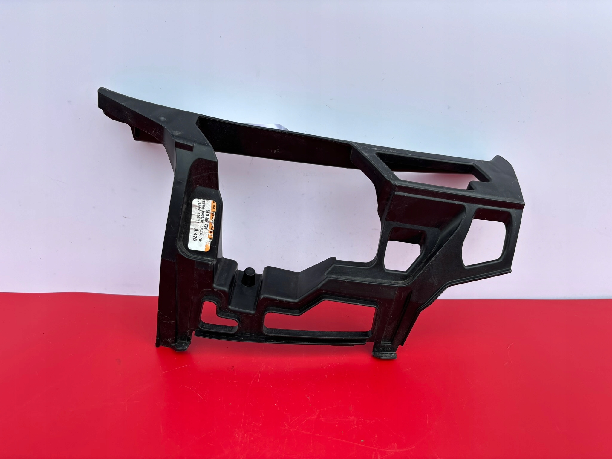 VW GOLF 6 VI PRAWY ŚLIZG ZDERZAKA PRZÓD MOCOWANIE 5K0807724 K117/888 ...