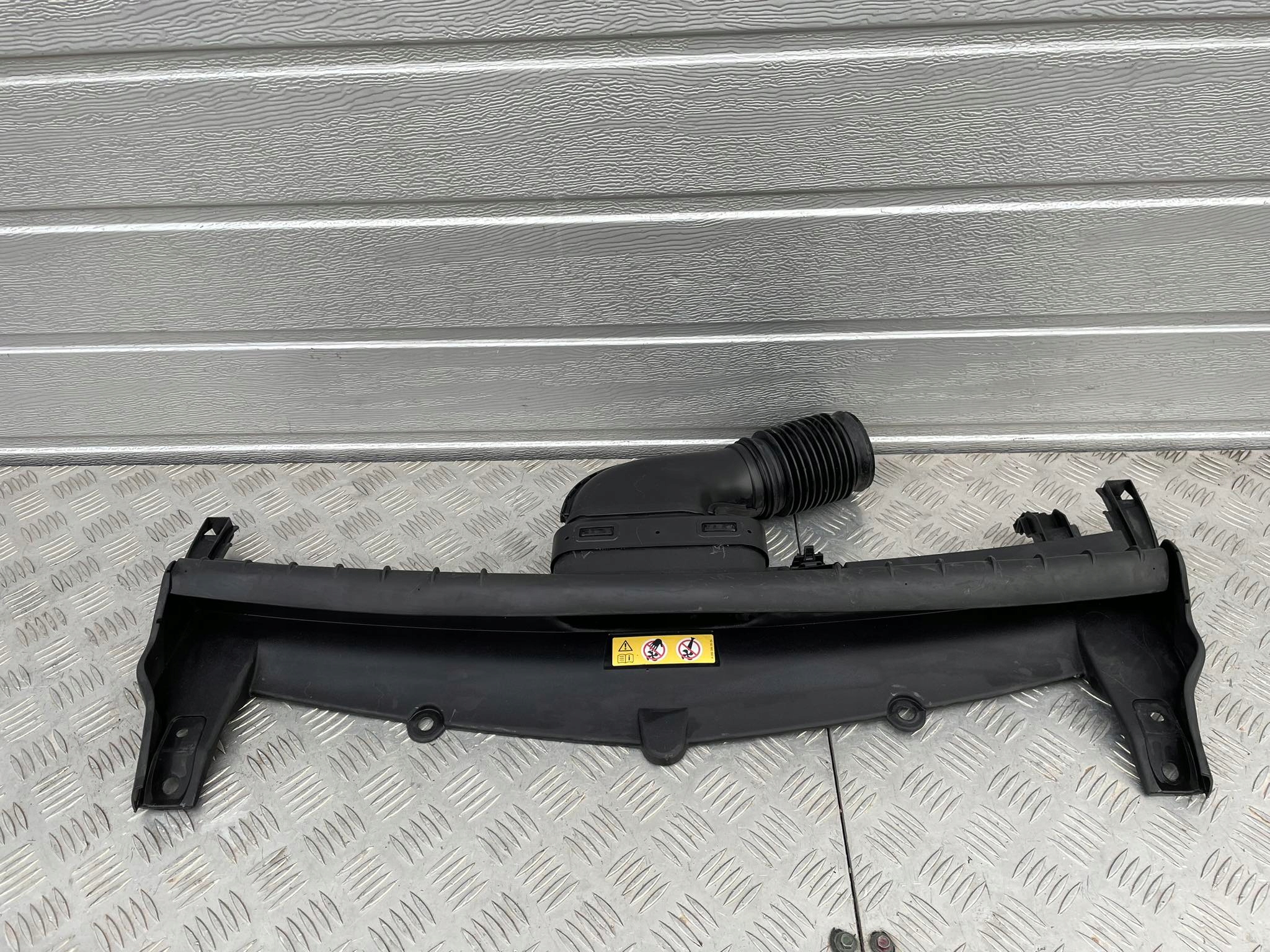 MERCEDES GLC OSŁONA PASA PRZEDNIEGO NAKŁADKA 253 A2535003200 ...