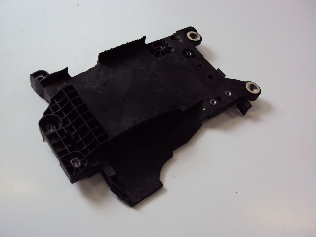 9387574 - Аккумуляторное основание BMW X1 F48 LIFT 118D 19R купити на ...