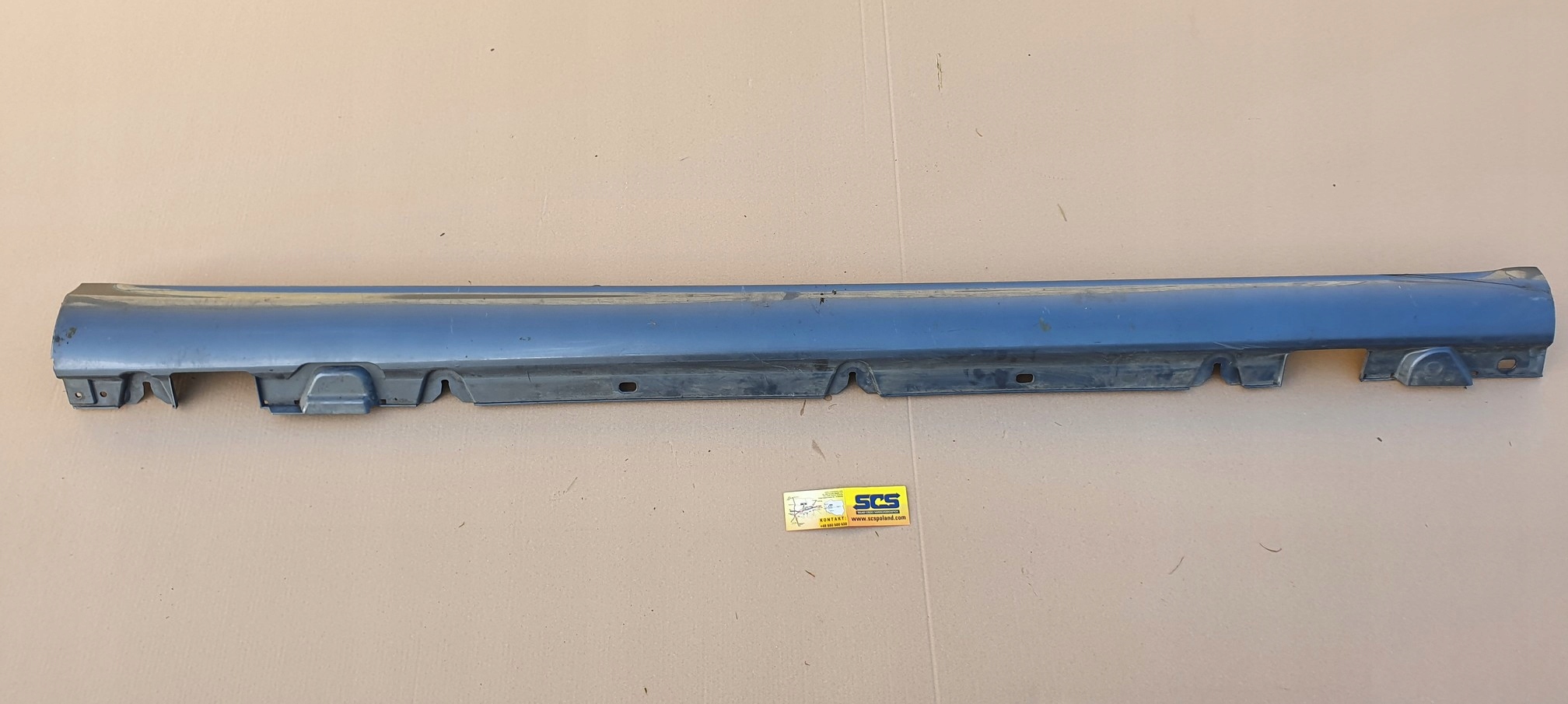 Mercedes-Benz OE A2056907002 listwy progowe - porównaj ceny - Allegro.pl