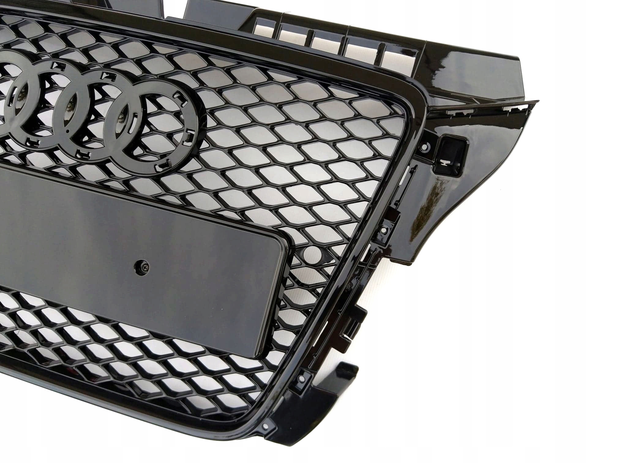 8P0853651M - Решітка радіатора Audi A3 8P LIFT 2008-12 Honeycomb купити ...