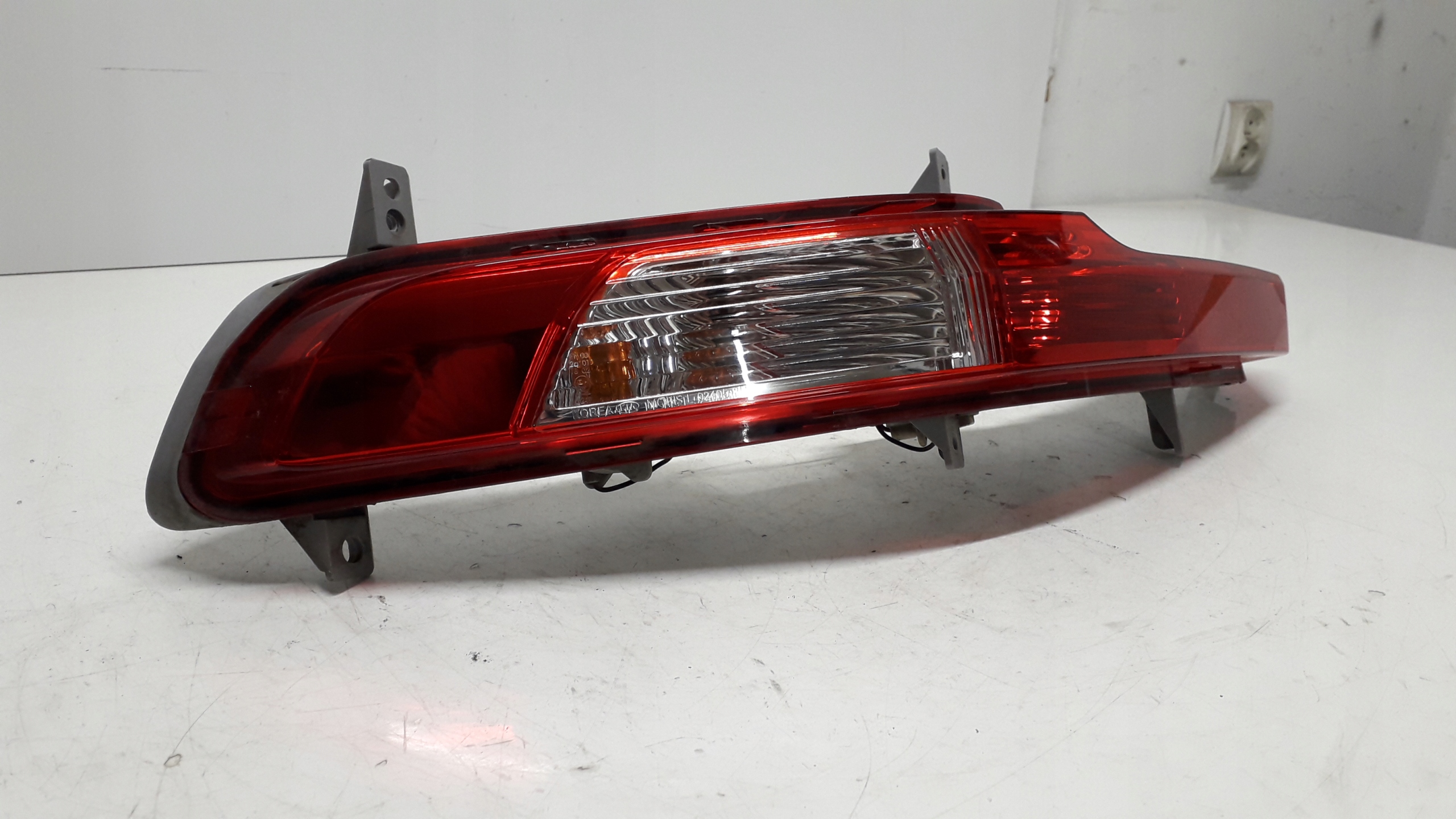 KIA SPORTAGE III 3 LAMPA LEWA TYLNA DOLNA KIA SPORTAGE III 3 LAMPA LEWA ...
