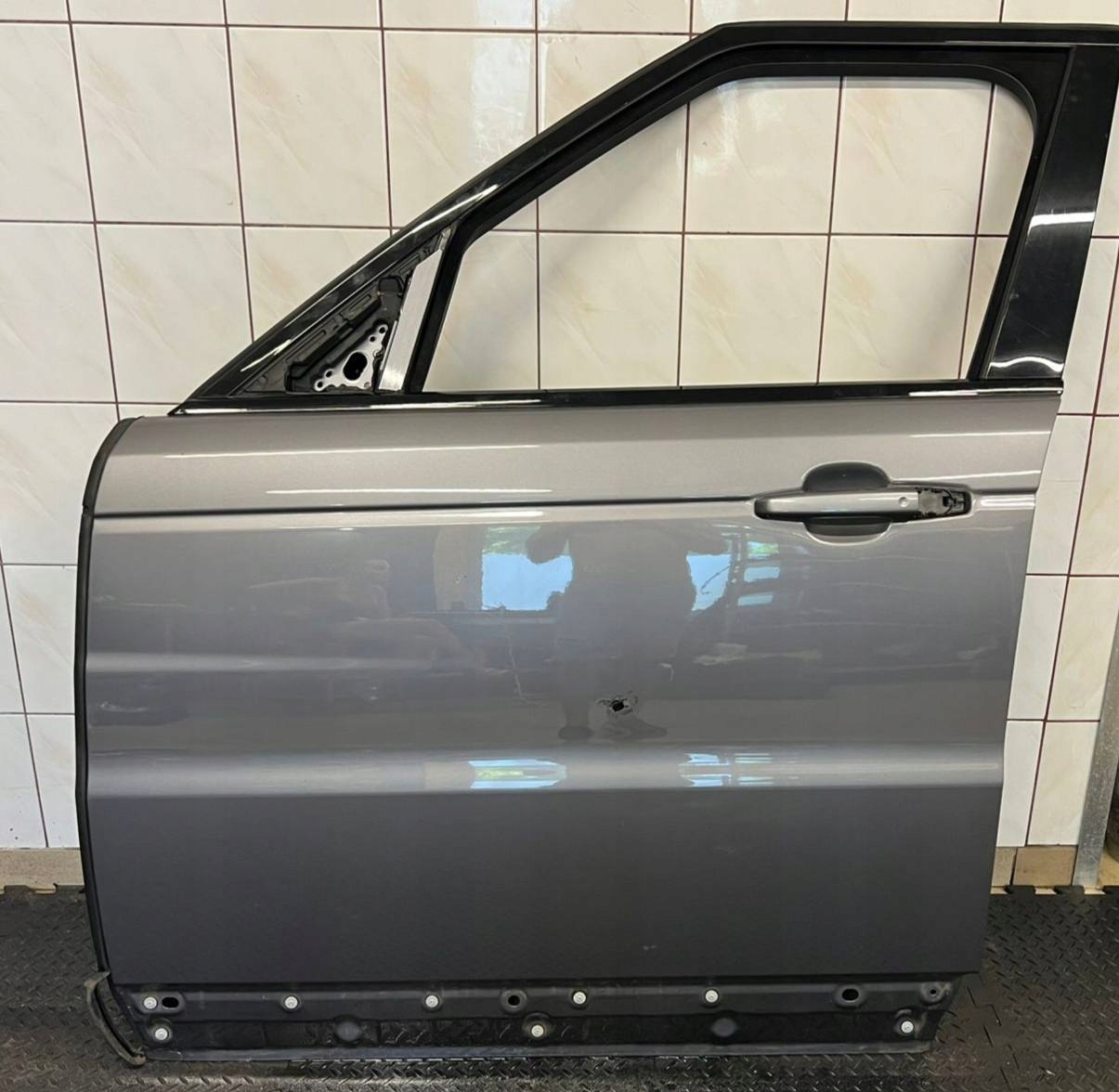 DRZWI PRZÓD LEWE RANGE ROVER SPORT L494 OE EIGER GREY za 1450.00PLN z ...