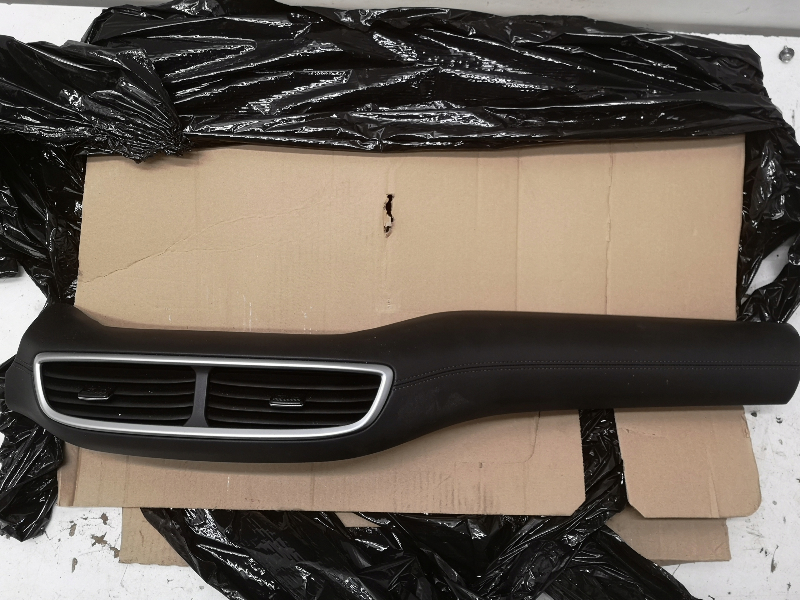 LISTWA KRATKA NAWIEWU DEKOR HYUNDAI TUCSON III 97410-D7AA0 za 248.00PLN ...