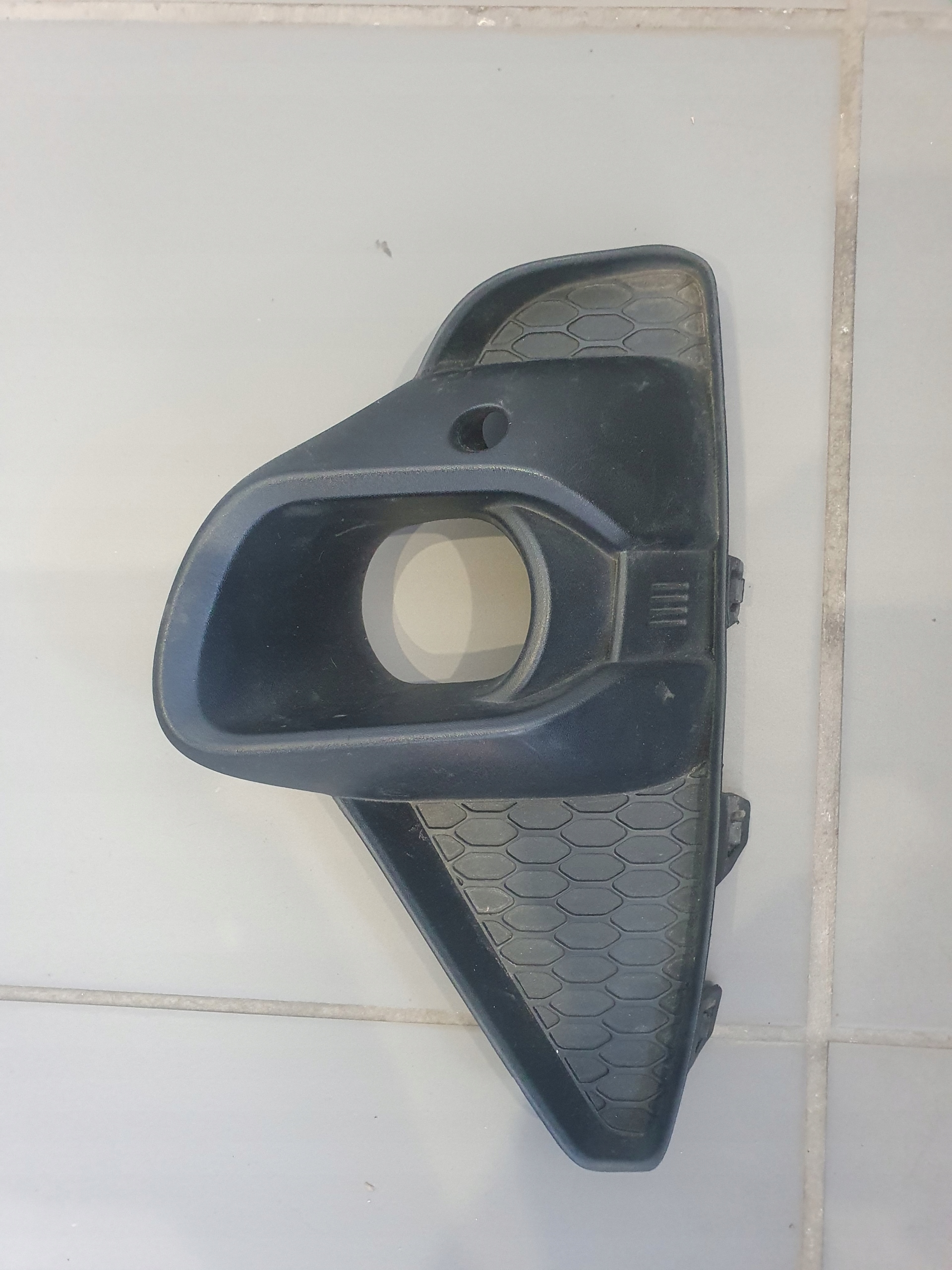 OPEL CORSA F GSI KRATKA ZAŚLEPKA ZDERZAKA NA HALOGEN PRAWA 9830218180 ...