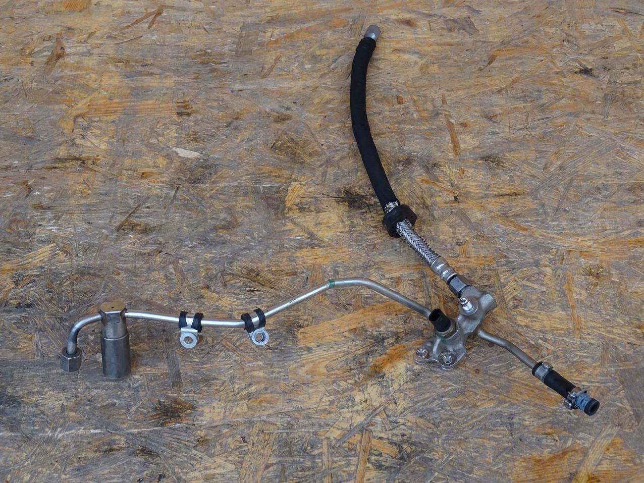 MERCEDES W212 E350 3.5 CGI PRZEWODY POMPY PALIWA CZUJNIK A2044700675 ...