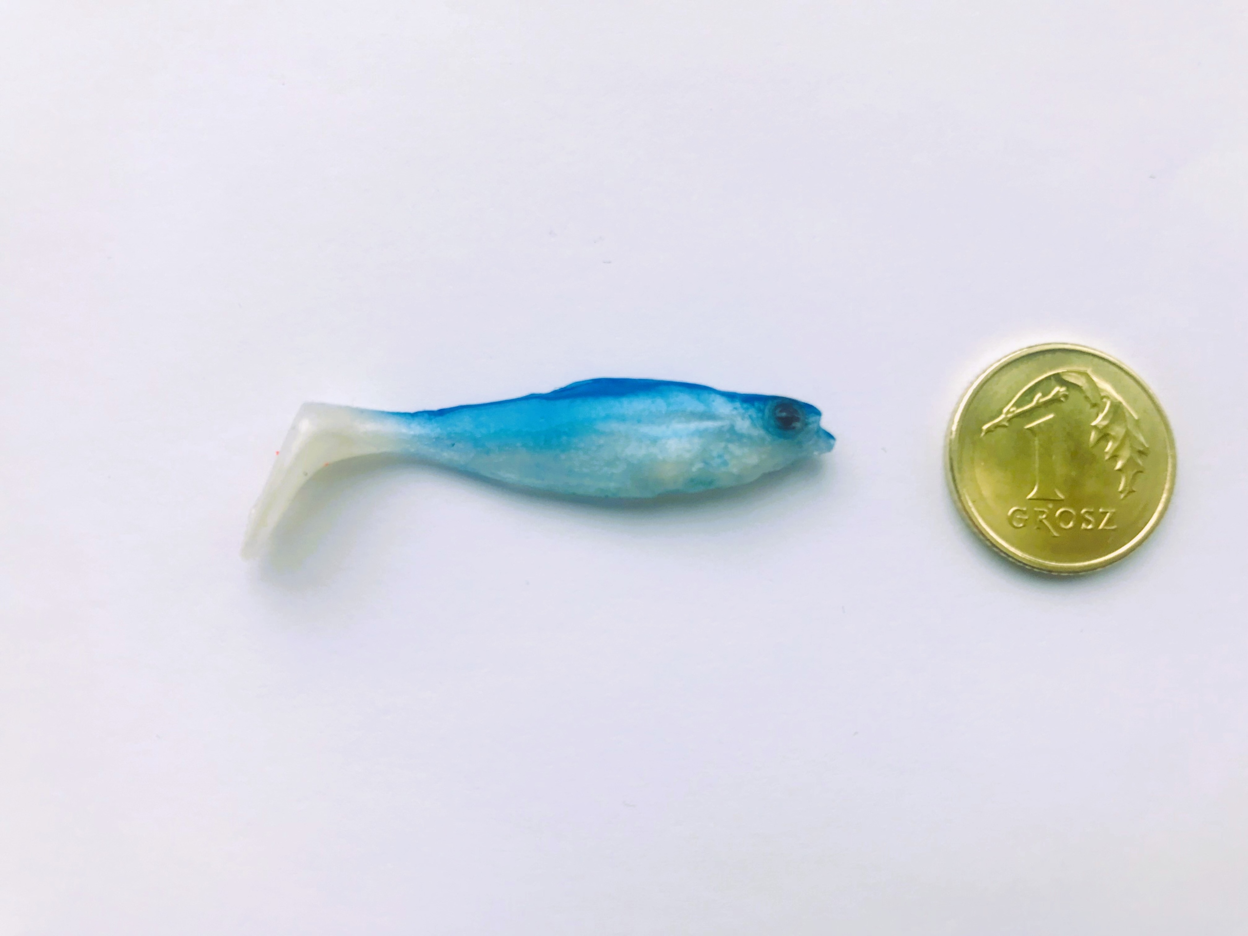 GUMA PRZYNĘTA ALPHA REAL FISH UKLEJA 3,5cm NIEBIESKA NA OKONIA PSTRĄGA ...