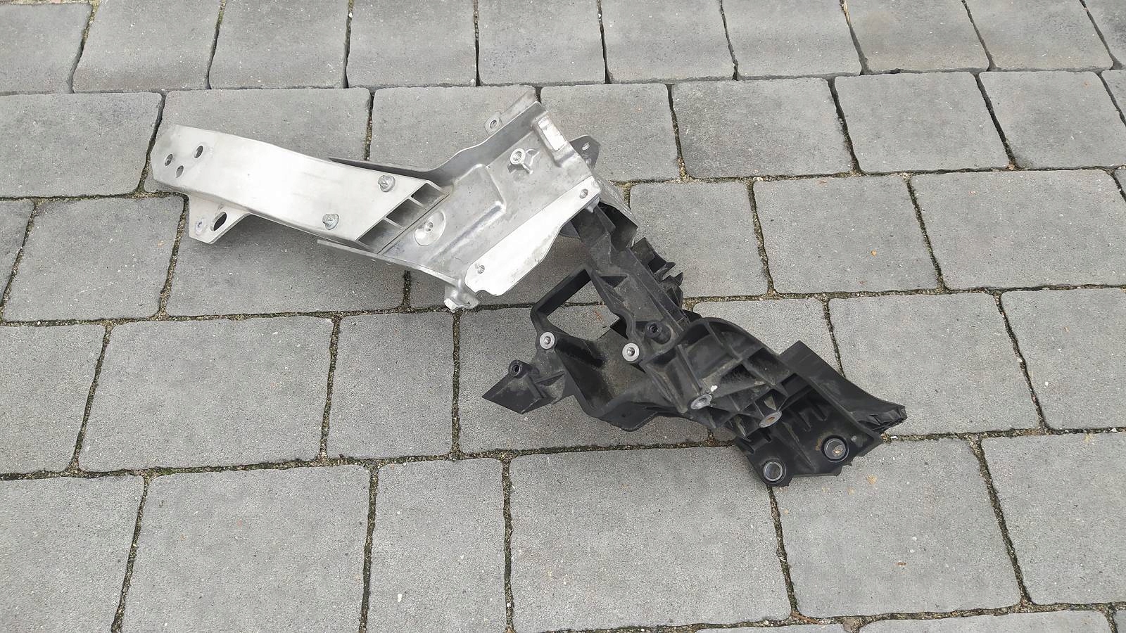 Mercedes-Benz OE A2536210700 wspornik 5905232210126 za 100.00PLN z ...