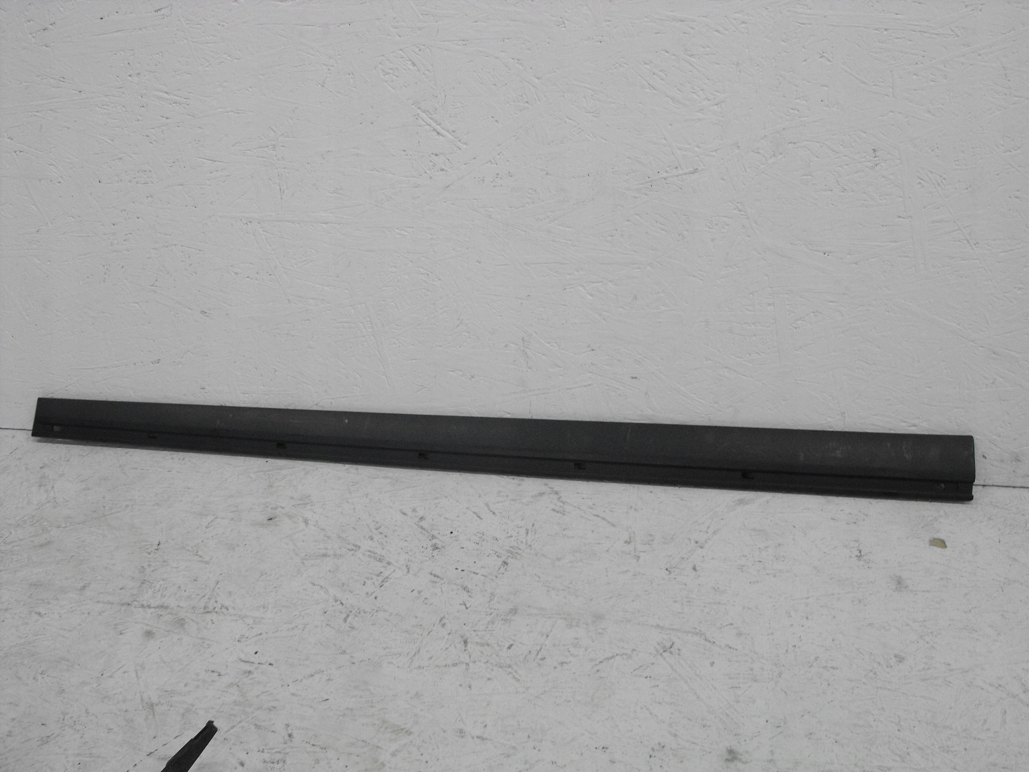 Mercedes C W203 listwa drzwi prawych przód za 30.00PLN z Rybnik ...