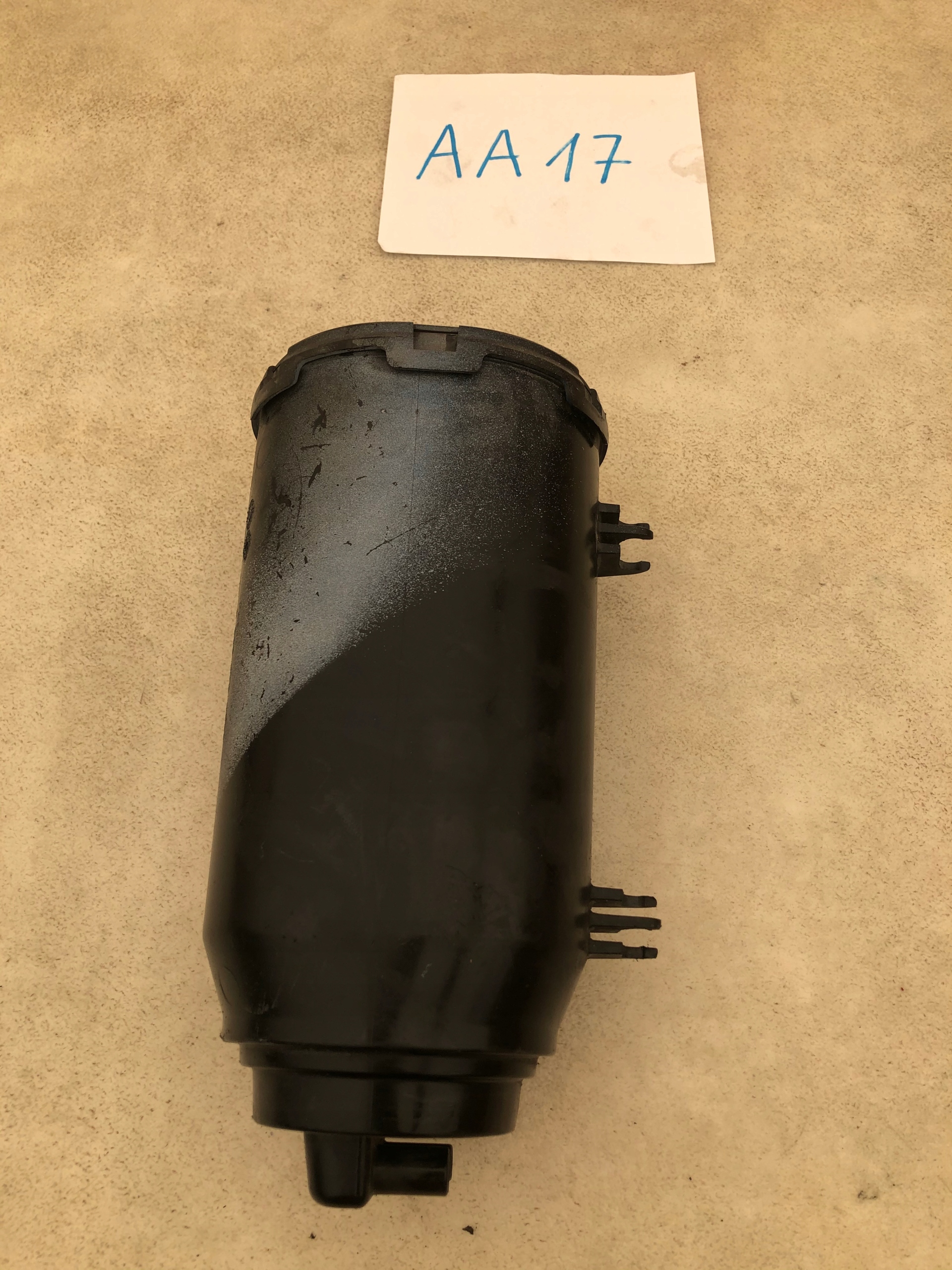 FILTR WEGLOWY MERCEDES W190 W205 AMG A0004700559 • Cena, Opinie - Allegro