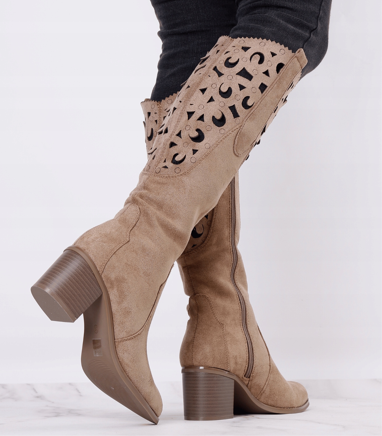 Zamszowe kozaki ażurowe na obcasie RMR2337-4 r.39 14227130431 - Allegro.pl