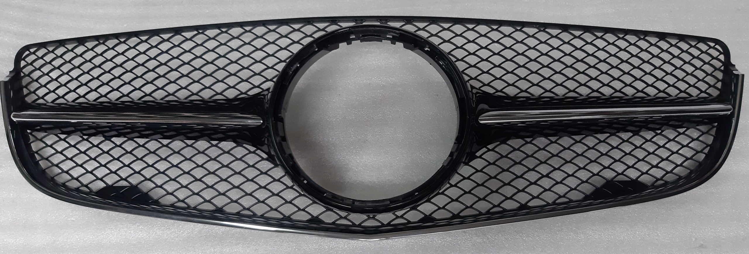 MERCEDES E-CLASA COUPE W207 ATRAPA GRILL LIFT za 1399.99PLN z Rybnik ...