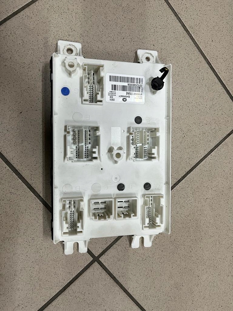 КУЗОВИЙ КОМП'ЮТЕР СИСТЕМА BCM МОДУЛЬ JEEP WRANGLER JL - docom.com.ua