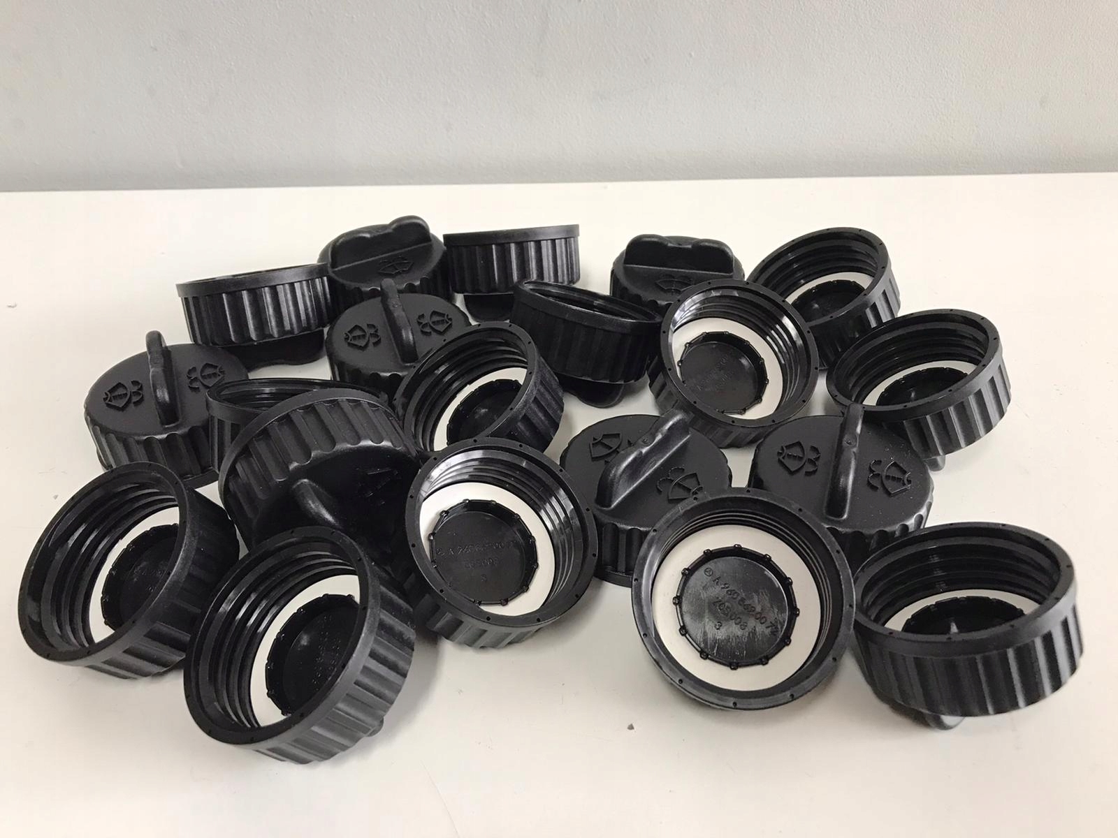 KOREK SPRYSKIWACZY MERCEDES ACTROS MP4 9608690072 A9608690072 za 32,99 ...