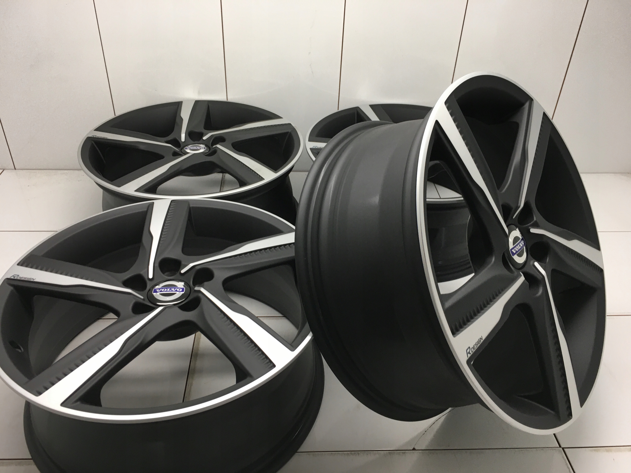 KOLA FELGI 19 VOLVO 8 ET55 R DESIGN IDEAL OEM za 5499.00PLN z ...