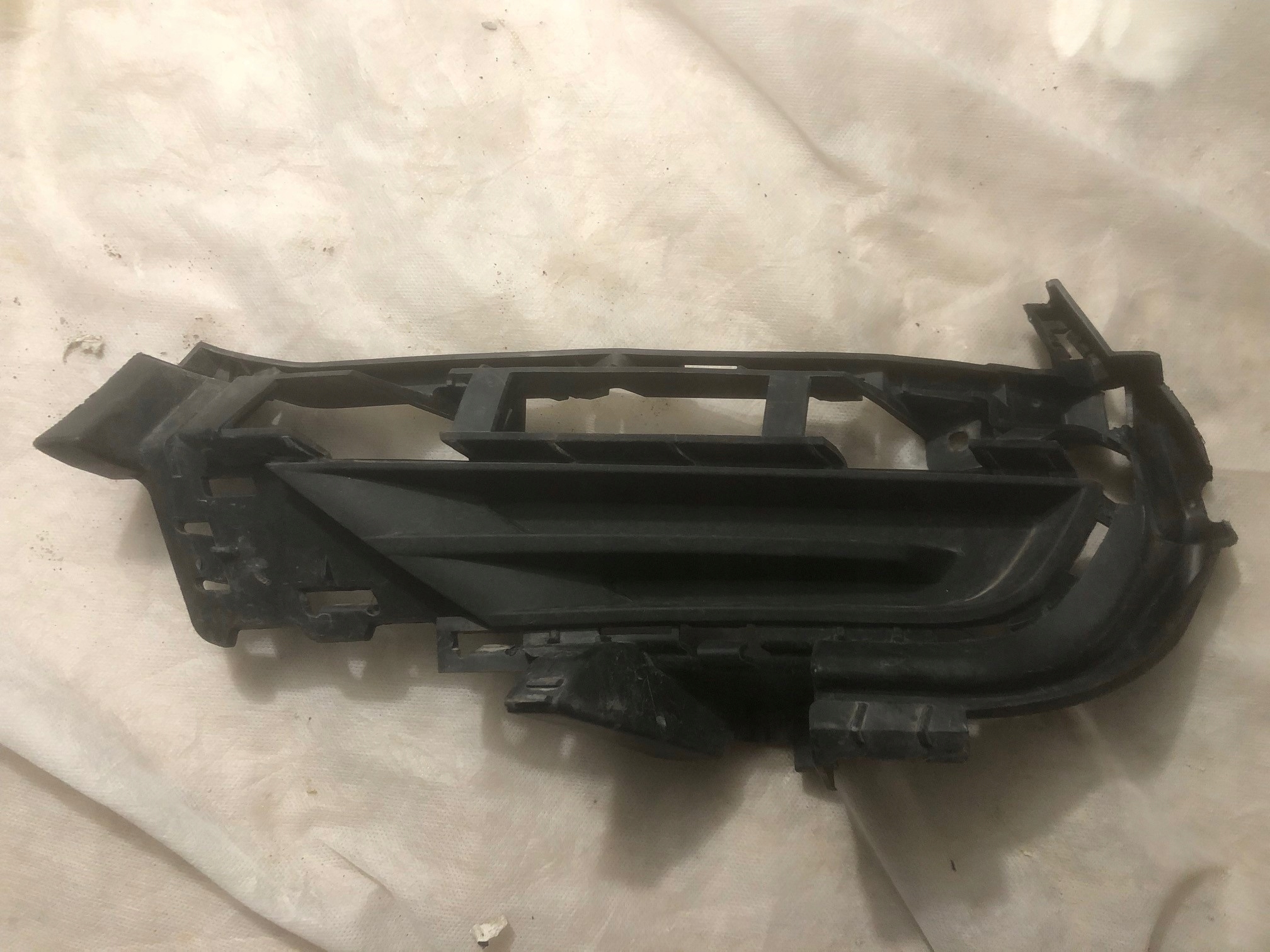 KRATKA ZDERZAKA LEWY PRZÓD VOLVO S90 V90 31425076 • Cena, Opinie - Allegro