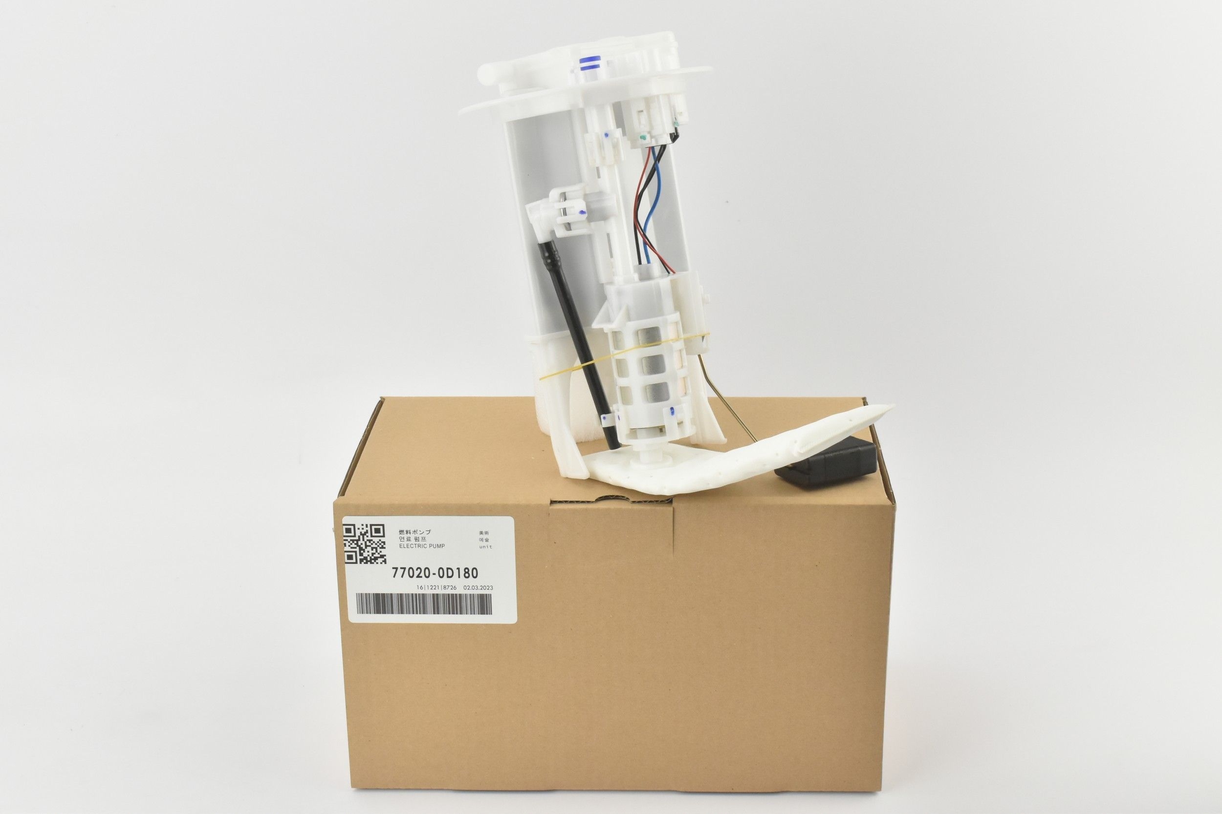 POMPA PALIWA 77020-0D180 TOYOTA YARIS III 1.3 1.5B 77704-0D070 77020 ...