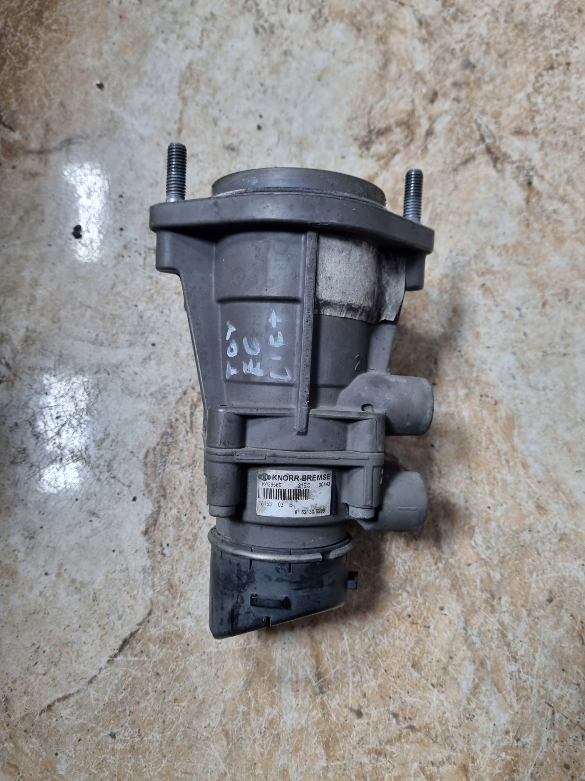 VALVE MAIN BRAKES man tgx euro 6 81521306298 S27825378548 (READ ...