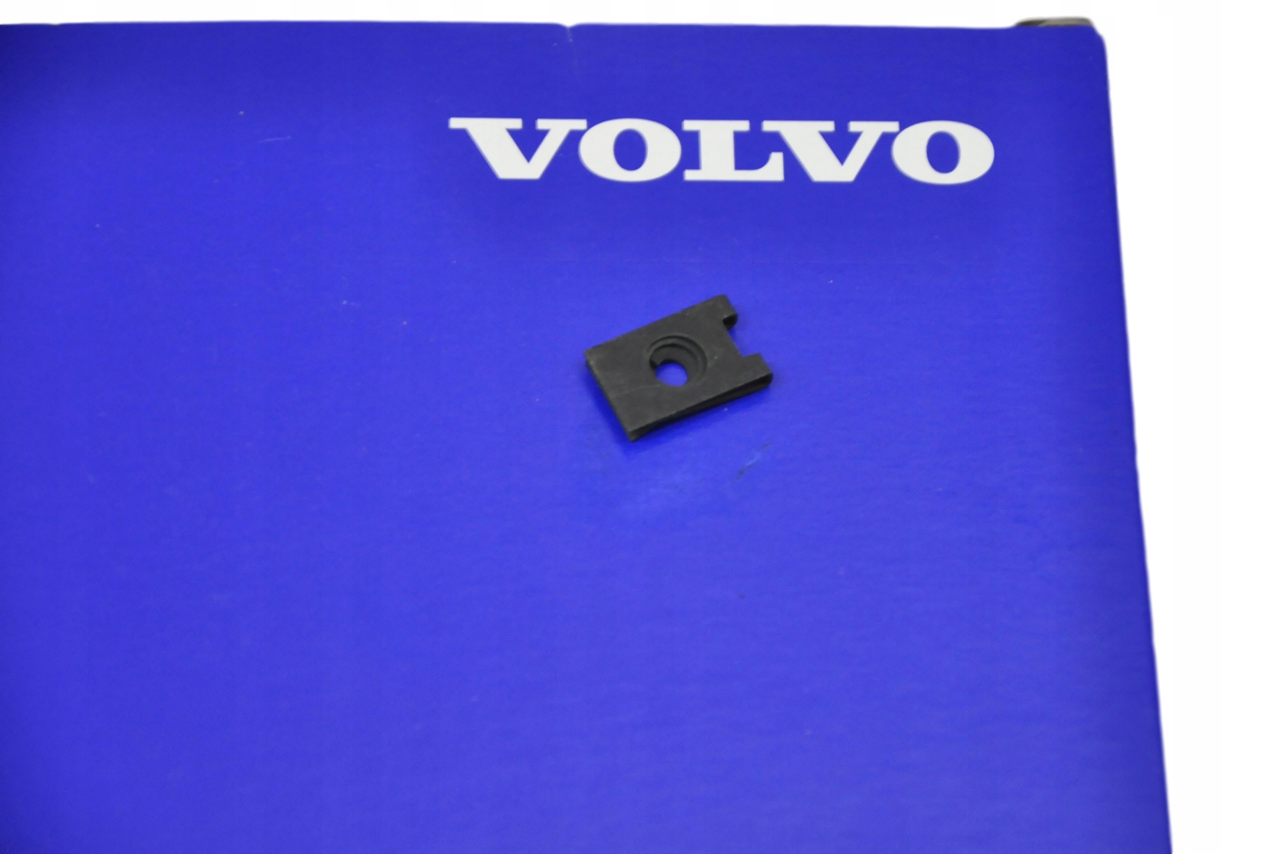 VOLVO blaszka spinka wsuwka mocujaca 191391 OE za 12.99PLN z Bielany ...