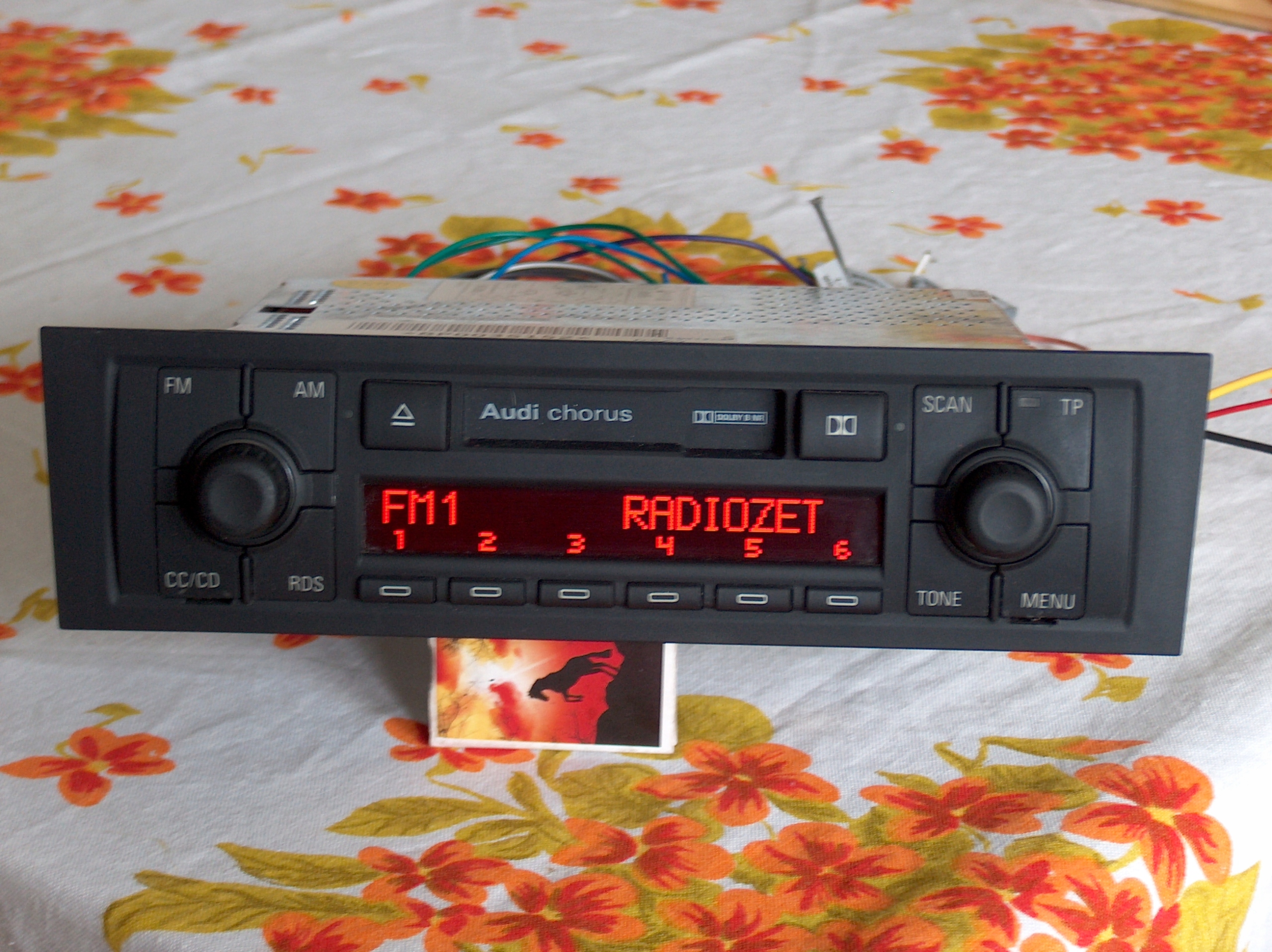 Radioodtwarzacz Audi chorus 2 A3 8P kod idealne - Sklep, Opinie, Cena w Allegro.pl