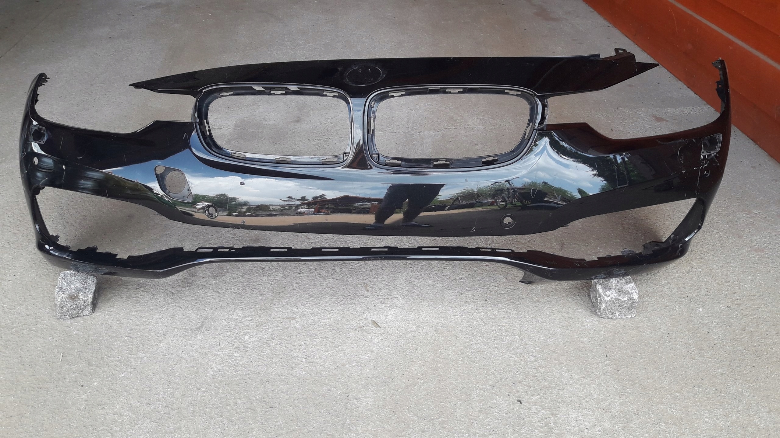 ZDERZAK BMW 3 III F30/F31 LIFT LCI PRZÓD 15- PDC za 180.00PLN z Łowyń ...