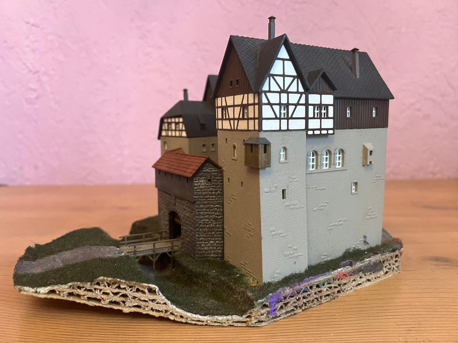 Zamek Modelarstwo - Niska cena na Allegro