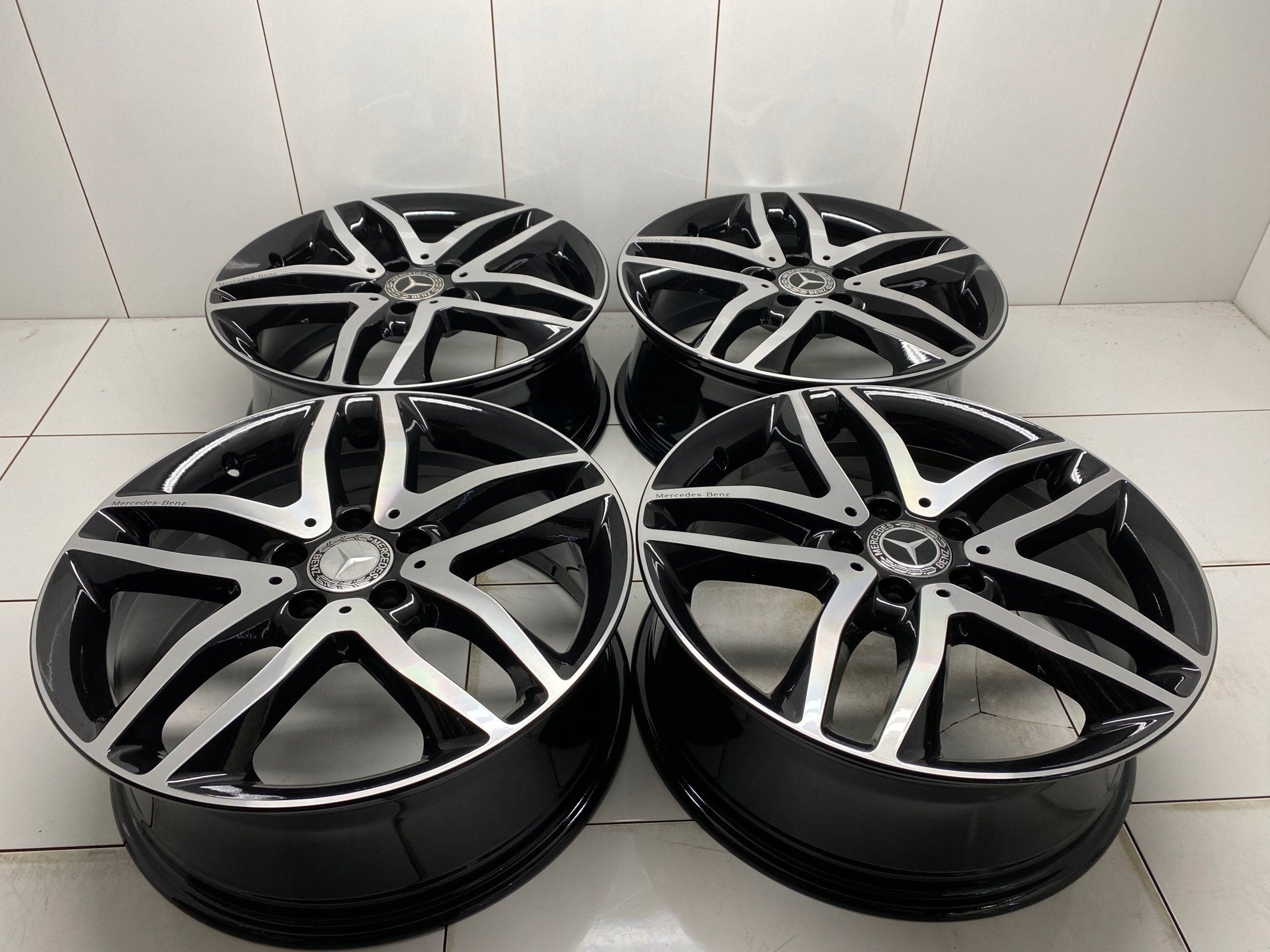 Felga aluminiowa Mercedes-Benz OE A156 / GLA 7.0" x 18" 5x112 za 3200 ...