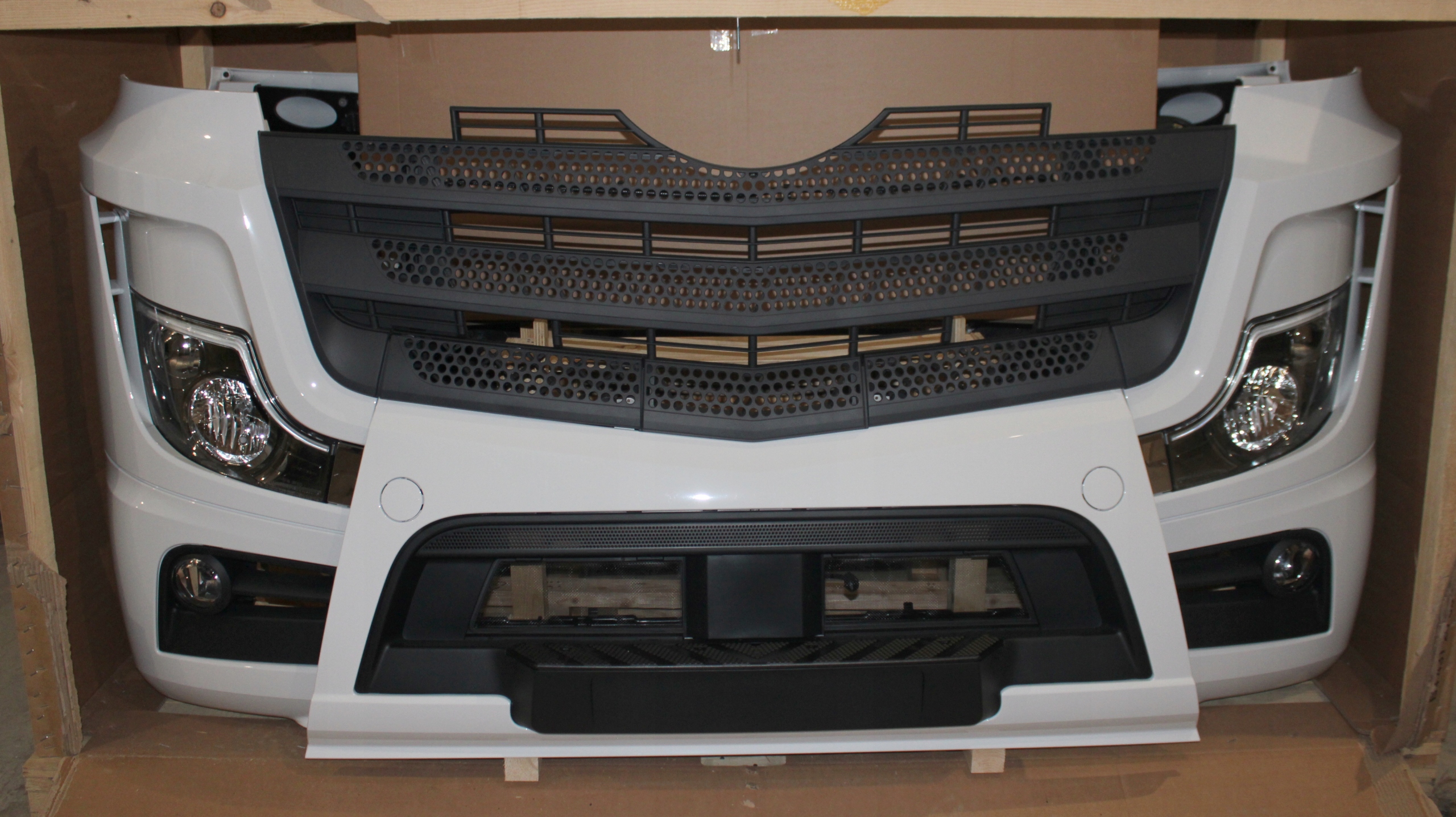 Grill Mercedes Actros Mp4 - Niska cena na Allegro