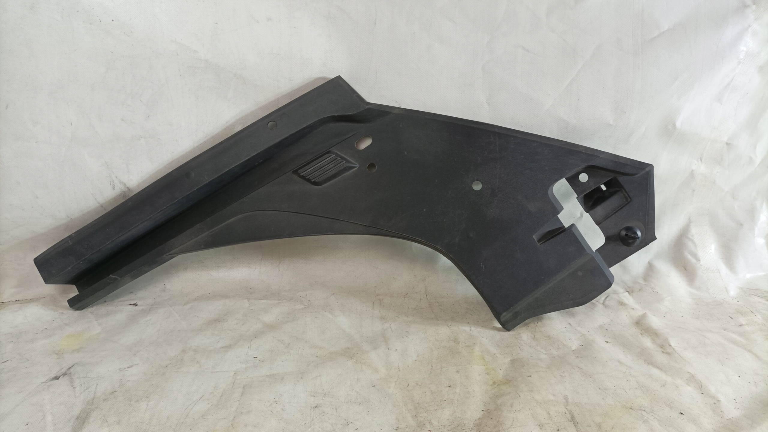 Audi Q7 15- Lewa Osłona Zderzaka USA 4M0805285A za 249.00PLN z Tykocin ...