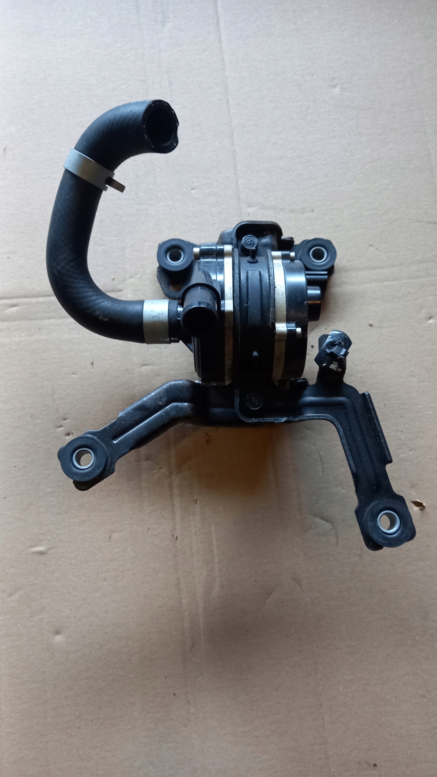 POMPA WODY 375W5Q4000 HYUNDAI KIA 375W5-Q4000 za 599.00PLN z Kunów ...